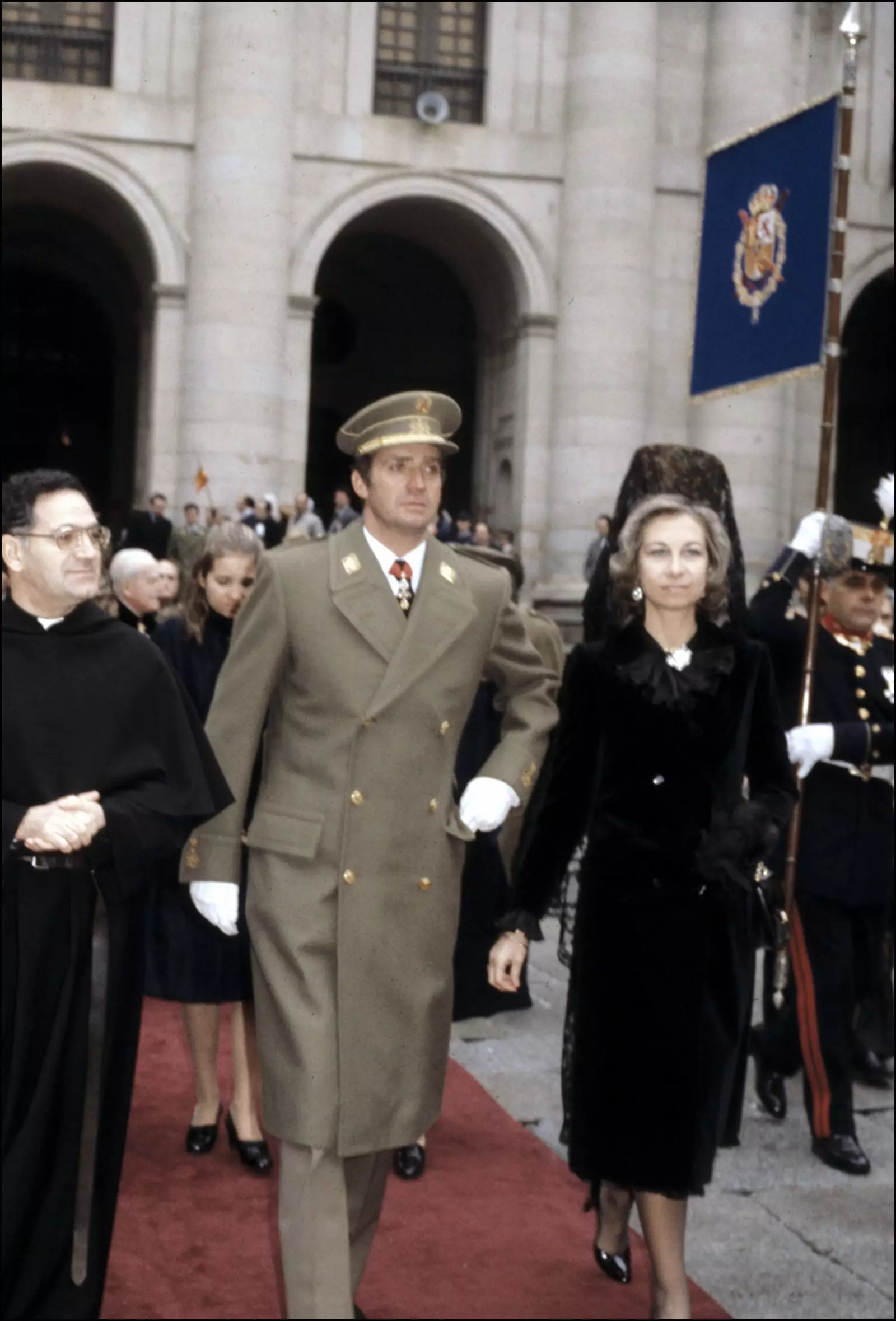 Juan Carlos I and Sofía de Grecia during the burial of the remains of Alfonso III in the Monastery of San Lorenzo del...