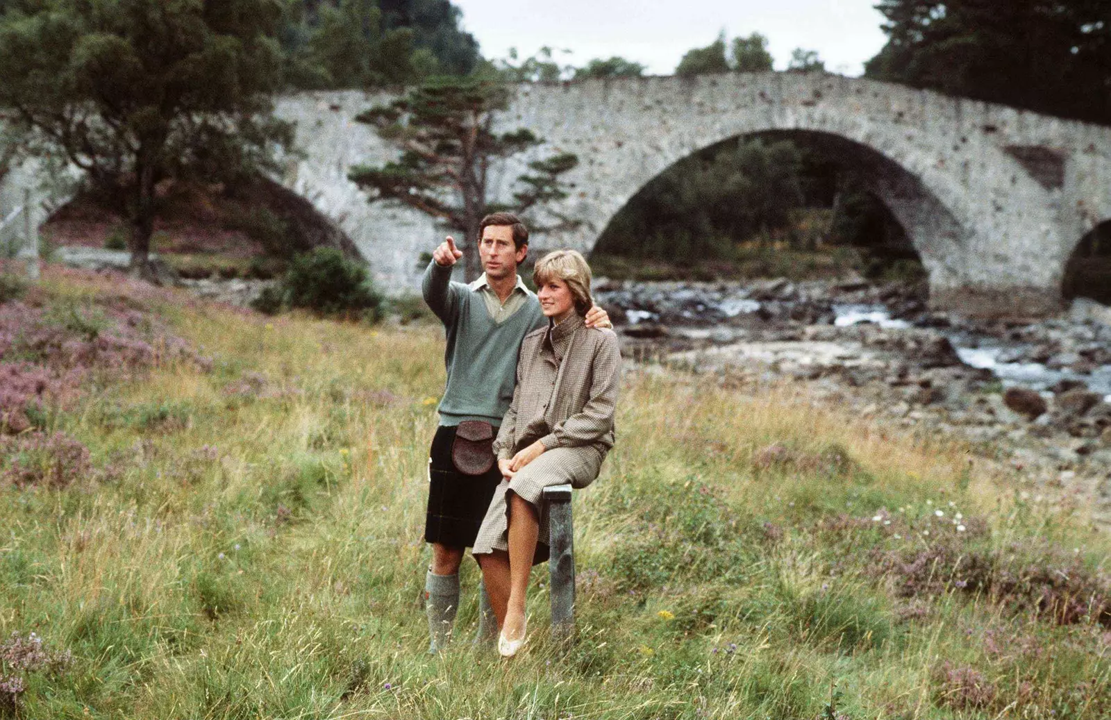 Le prince Charles et Diana de Galles lors de leur lune de miel en 1981.