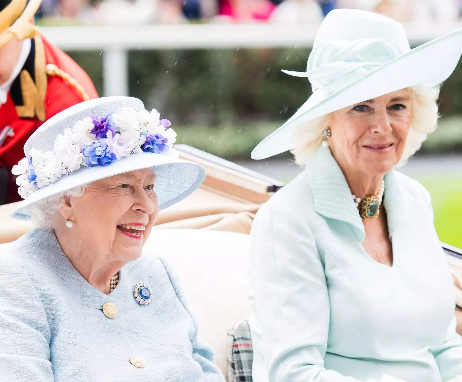 Queen na nwunye nwa ya bụ Duchess nke Cornwall