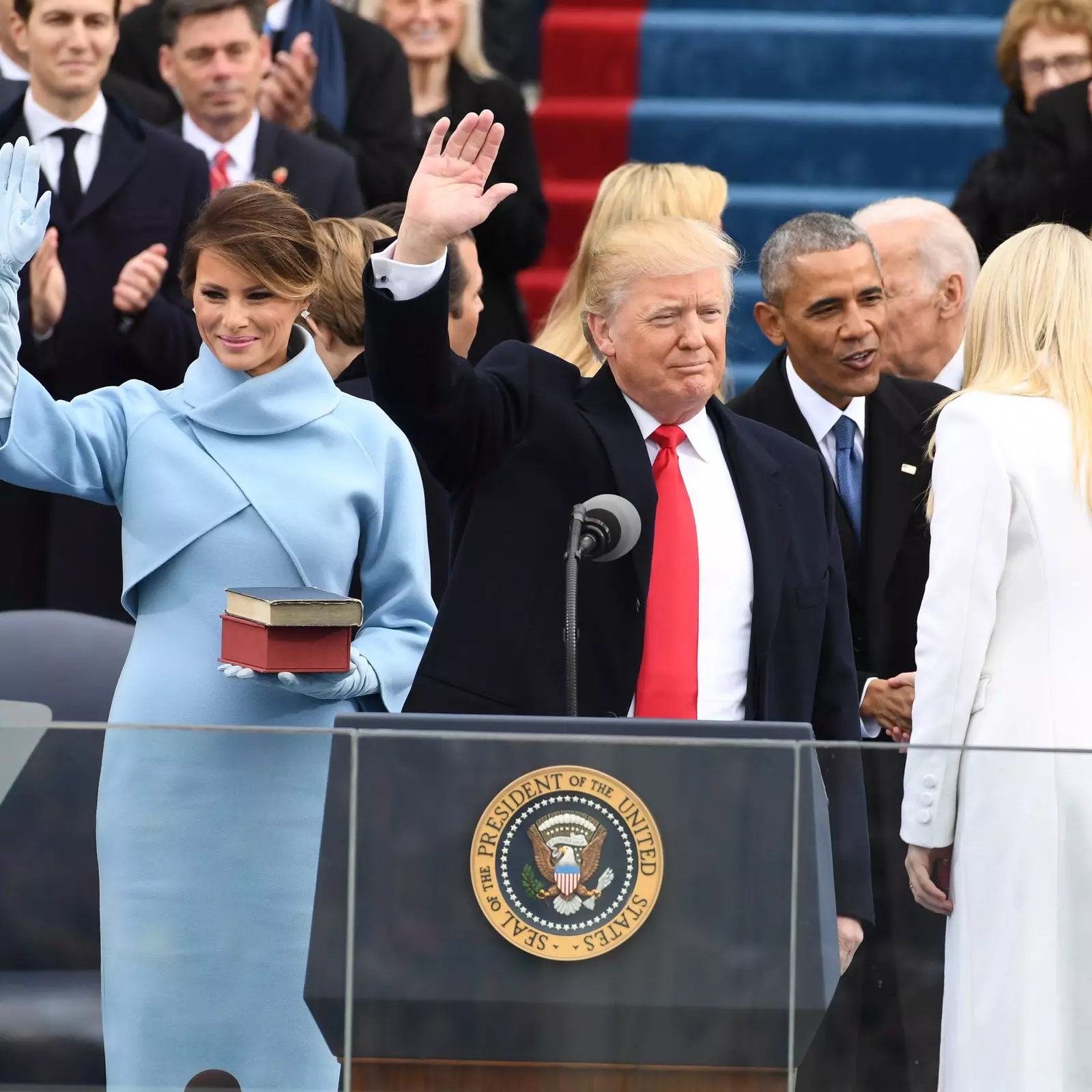 Donald ak Melania Trump nan inogirasyon ansyen an nan dat 20 janvye 2017.