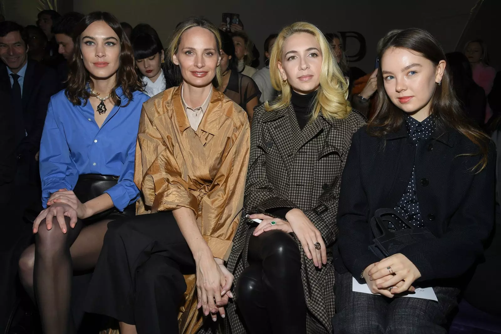 Alexa Chung Lauren Sant Domingo Sabine Getty ma Alexandra de Hannover i le Dior Haute Couture 2020 Fashion Show