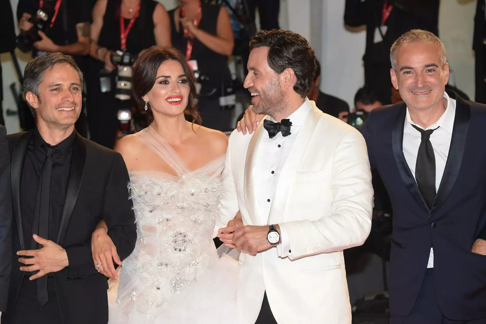 Gael Garcia Bernal Penlope Cruz Edgar Ramirez we Oliwier Assayas.