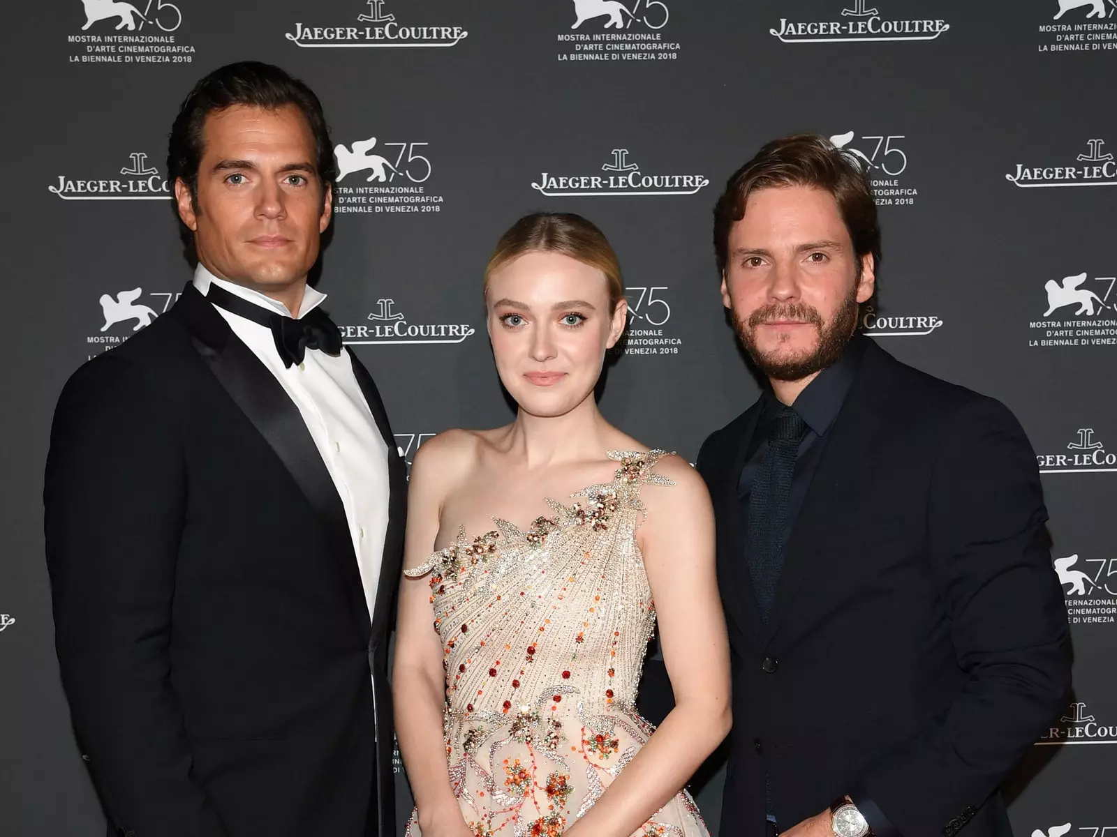 henry cavill dakota fanning diego luna