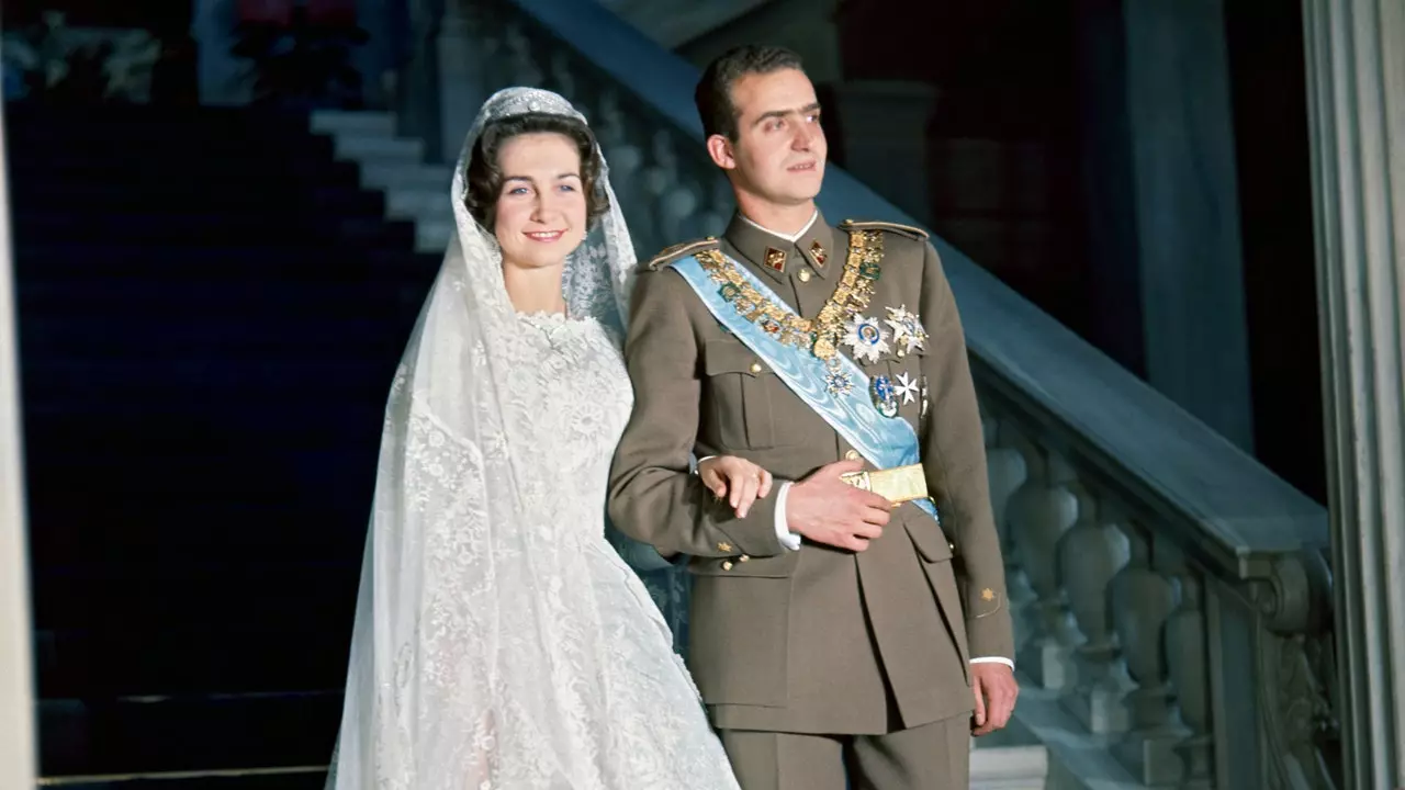 60 år med Juan Carlos og Sofias 'ja, jeg vil have': en atypisk bryllupsnat og en international bryllupsrejse