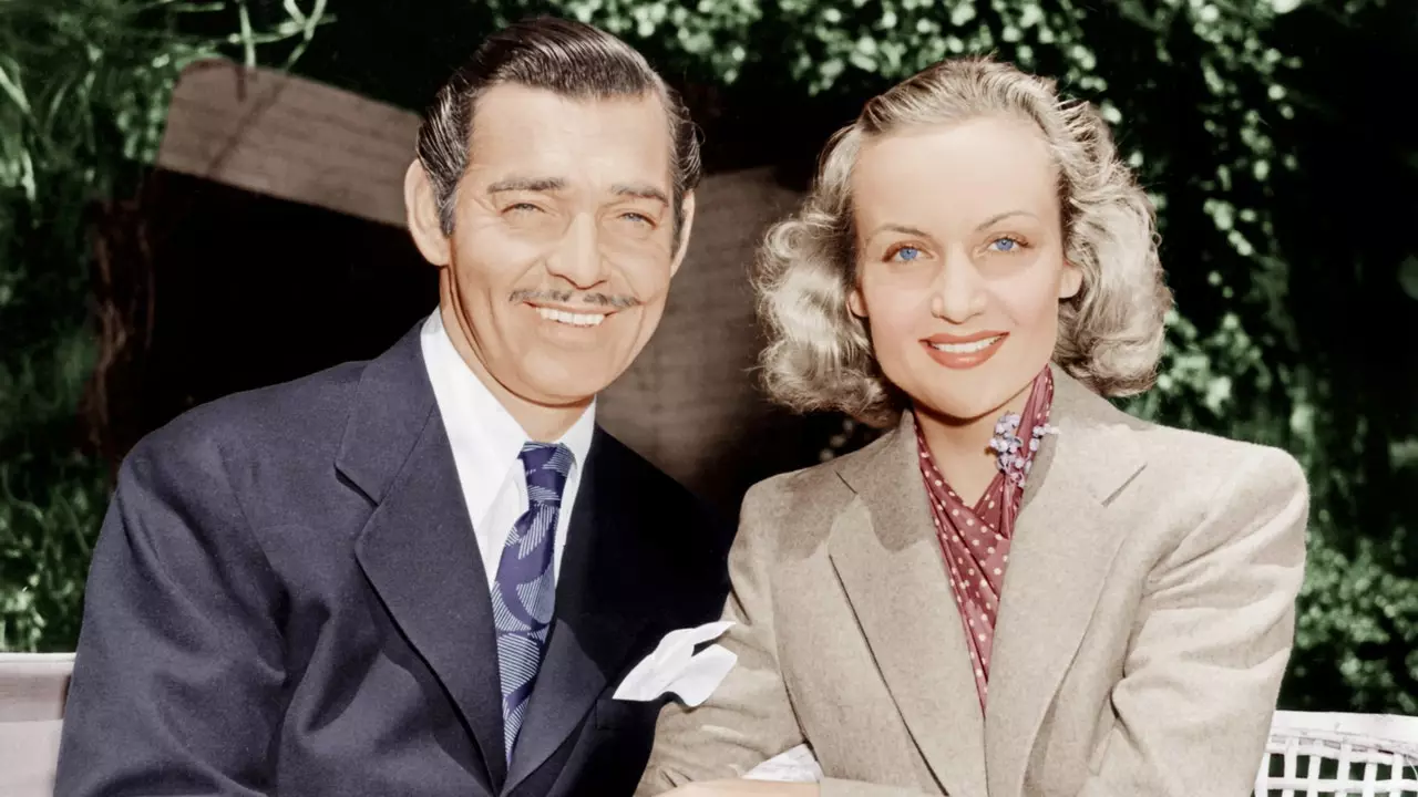 Clark Gable iyo Carole Lombard: arooska oo ku bilowday ka baxsashada filimka 'Gone with Wind' oo ku dhammaaday shir jaraa'id