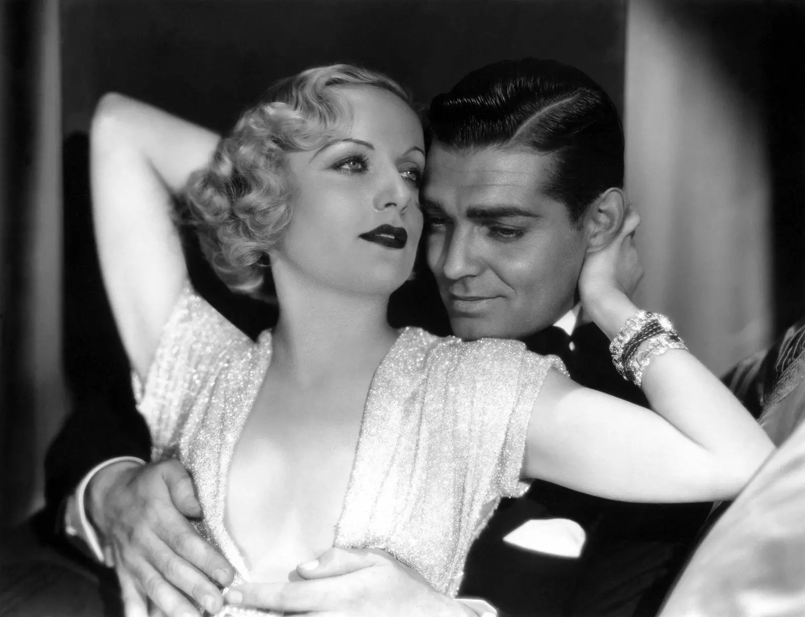 Clark Gable dhe Carole Lombard në Married by Chance.