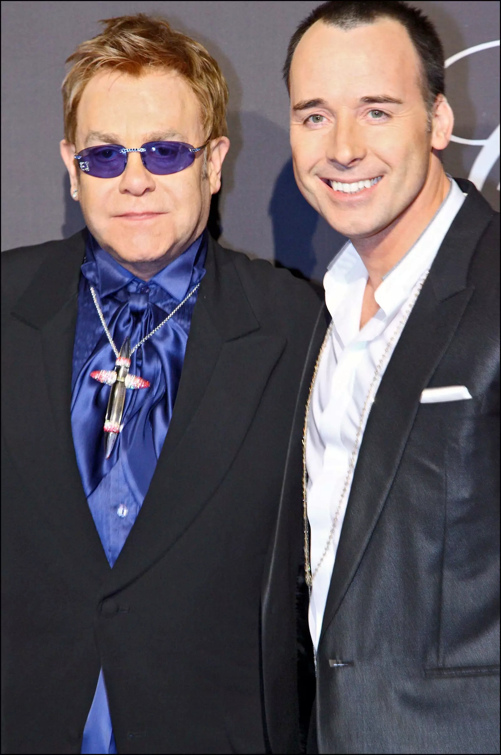 Elton John și David Furnish la Festivalul de Film de la Cannes în 2007.