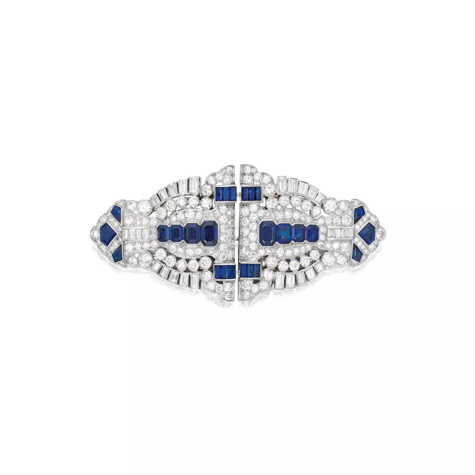 Chiếc trâm đôi đính kim cương sapphire do Cartier chế tạo và thuộc bộ sưu tập riêng của Công chúa Natalie Paley.