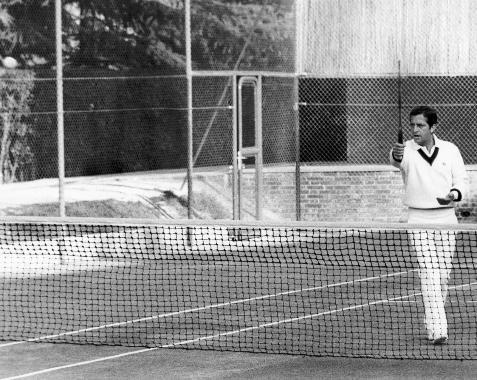 Adolfo Surez dan Perdana Menteri Sweden Ola Ullsten semasa perlawanan tenis mereka di Palacio de la...