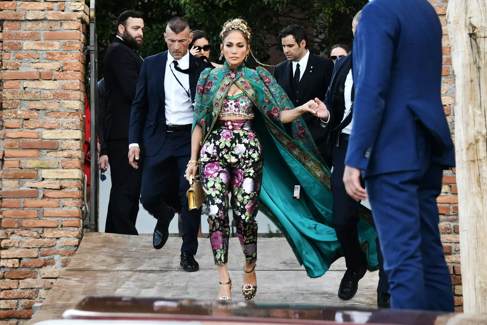 Jennifer Lopez kwenye onyesho la Dolce amp Gabbana huko Venice.