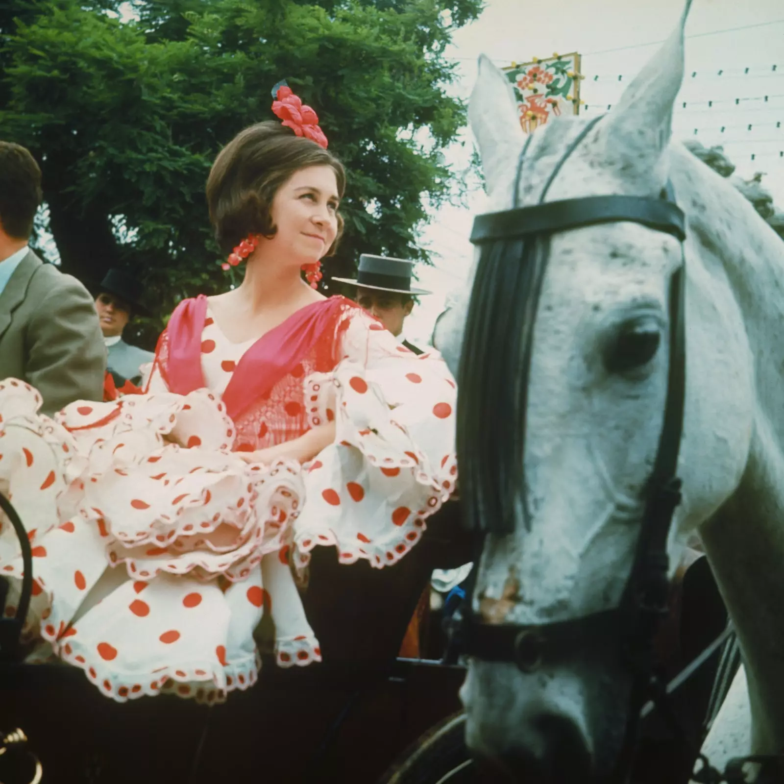 Sofia z Grecji na kwietniowych targach w 1968 r.