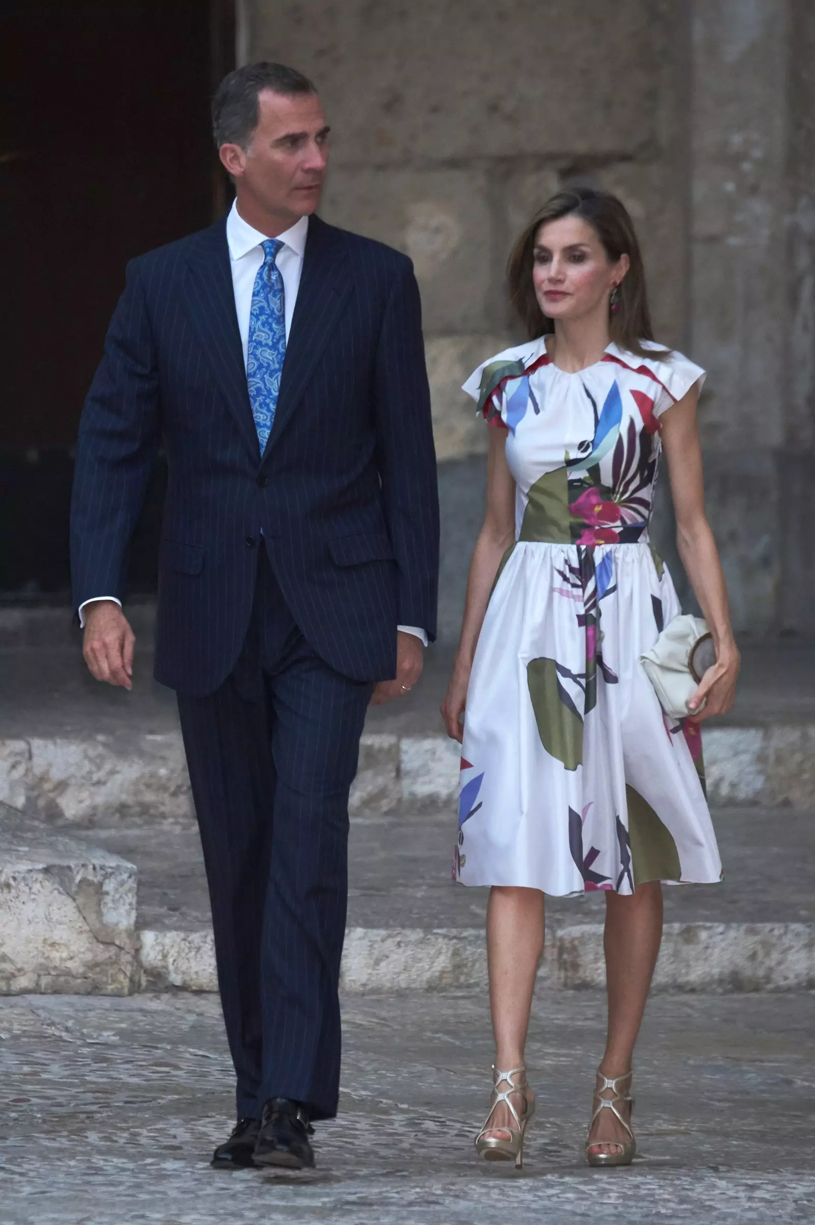 Το φόρεμα Juan Vidal που φόρεσε η Doña Letizia το καλοκαίρι του 2016.