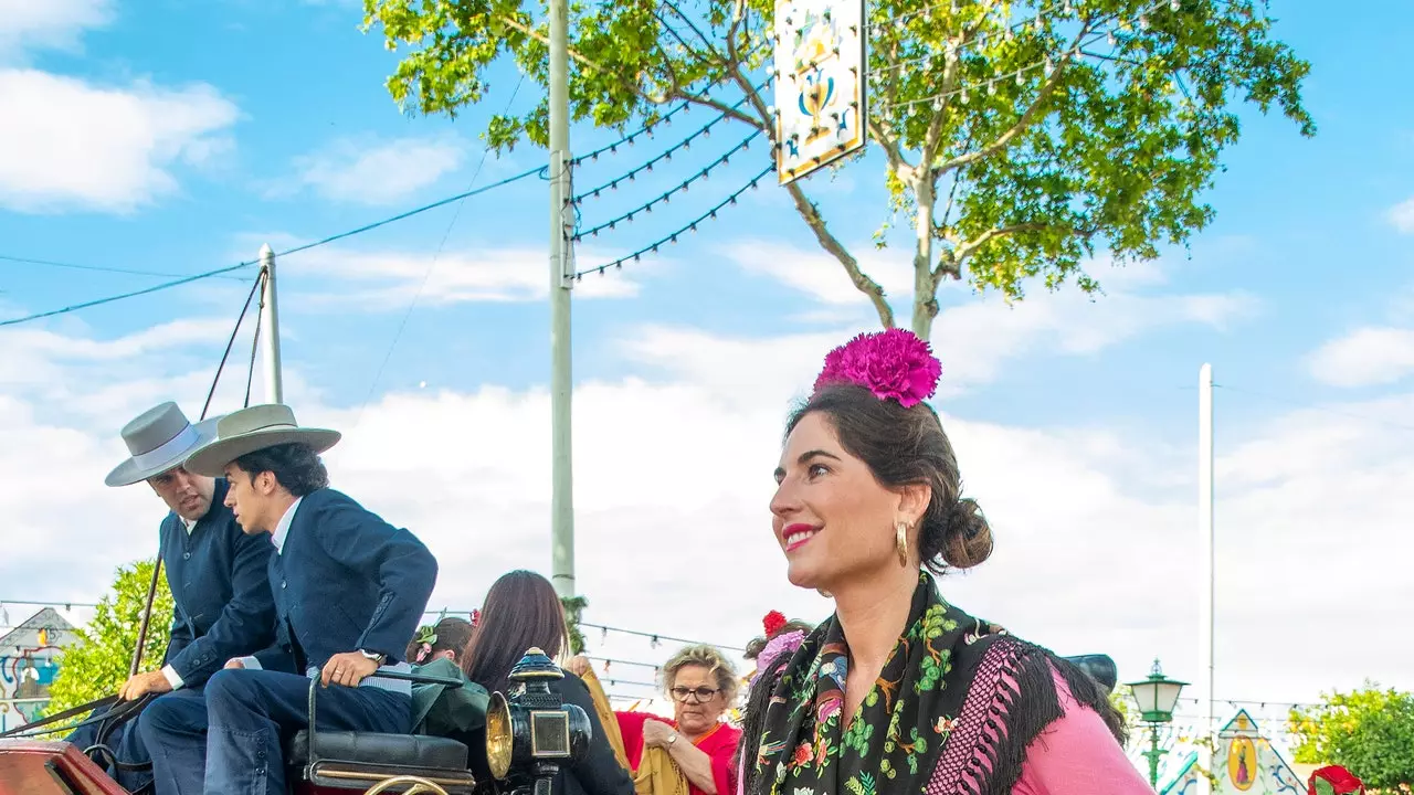 Lourdes Montes és Eugenia Martínez de Irujo, akiket a flamenco ruhák egyesítenek