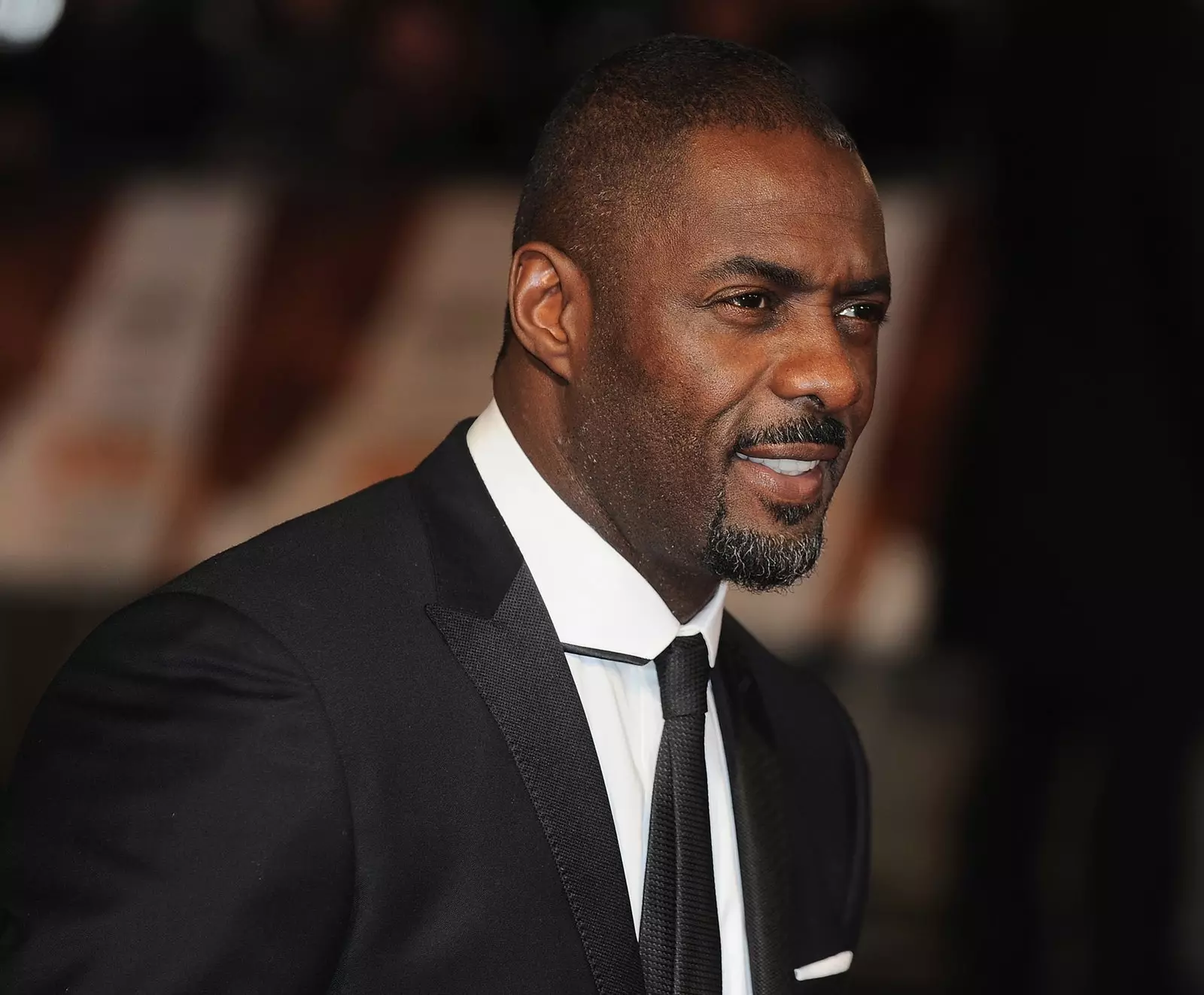 Idris Elba har det perfekte svar på, hvad det vil sige at være en mand i MeToos tider
