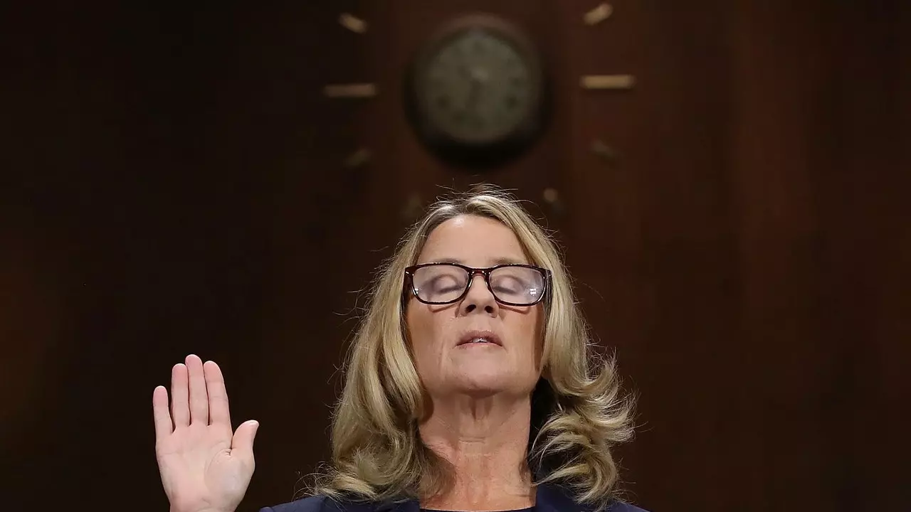 O le a le uiga o le mataupu a Kavanaugh: o le tuuaiga o le faaoolima tau feusuaiga faasaga i le faamasino filifilia e le Faamasinoga Maualuga e taofia ai le US i le masalosalo.