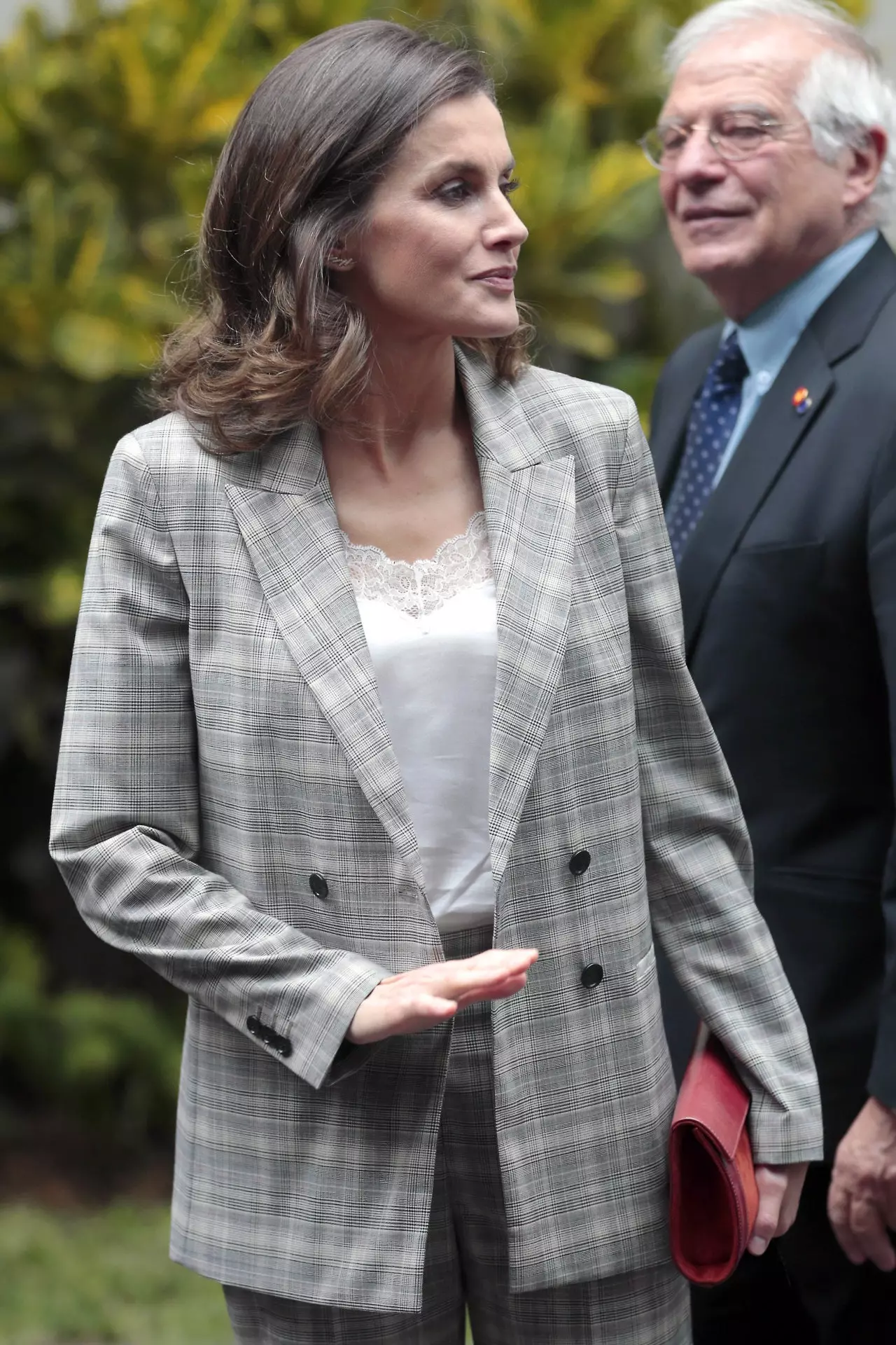 9-ka guulood ee waaweyn ee uu Letizia's stylist Eva Fernndez ku gaadhay dharka boqorada