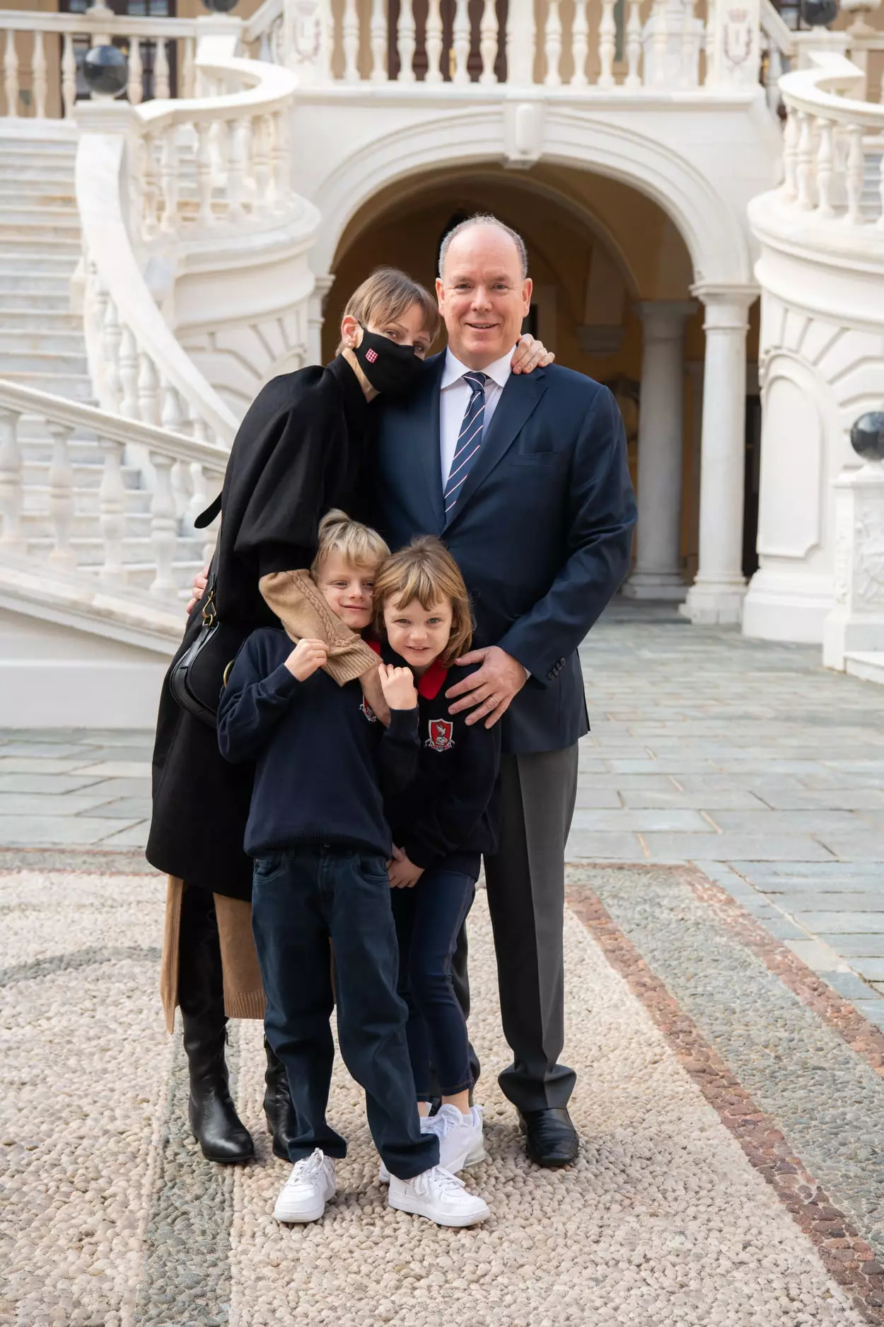 Charlène de Monaco lors des retrouvailles avec son mari et ses enfants