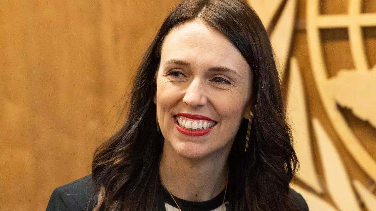 စာနာမှု၏အောင်ပွဲ- Jacinda Ardern သည် သူမ၏ ၀န်ကြီးချုပ်အဖြစ် ပြန်လည်အရွေးခံရမှုကို အနိုင်ယူခဲ့သည်။