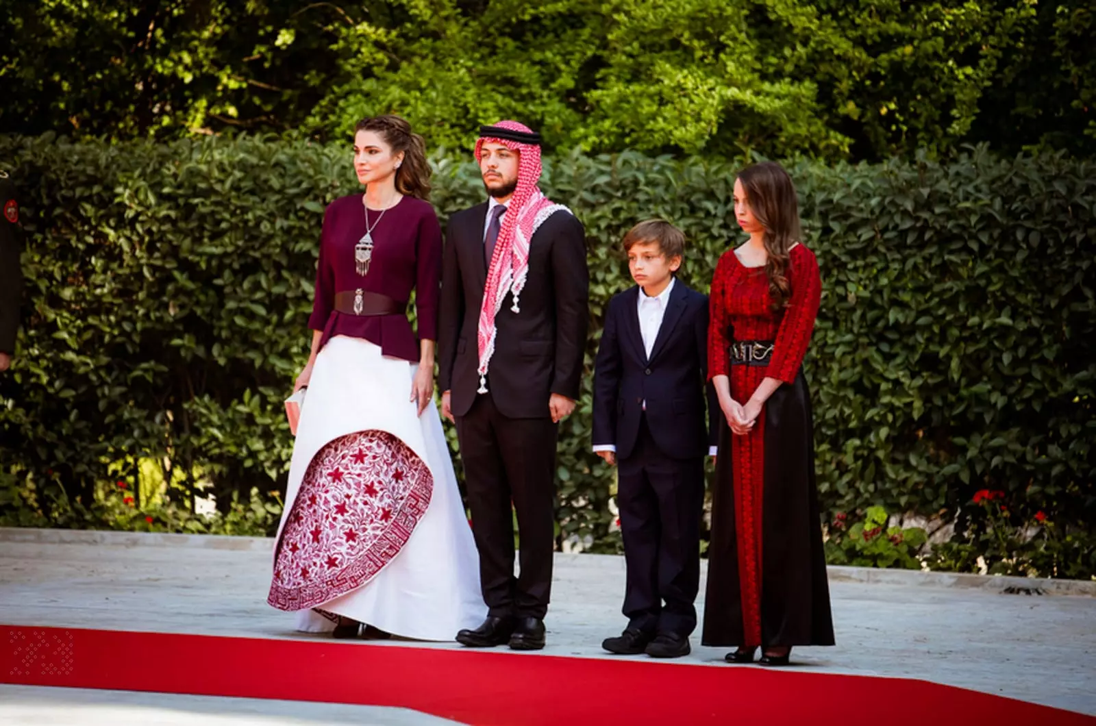 Koning Abdullah en Rania met prins Hashem en prinses Salma in mei 2016.