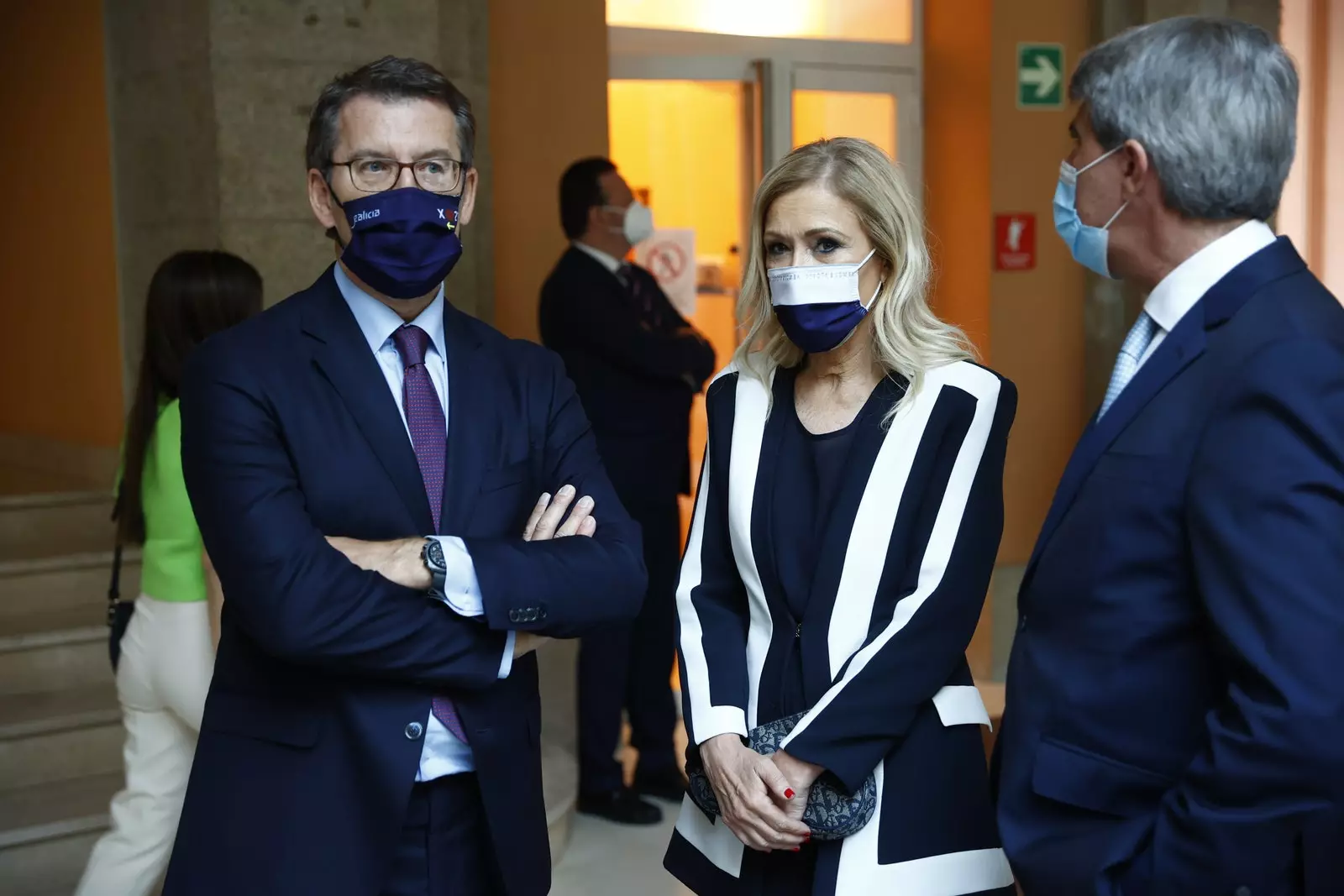 Cristina Cifuentes với Alberto Núñez Feijóo và Angel Garrido tại lễ khánh thành Ayuso