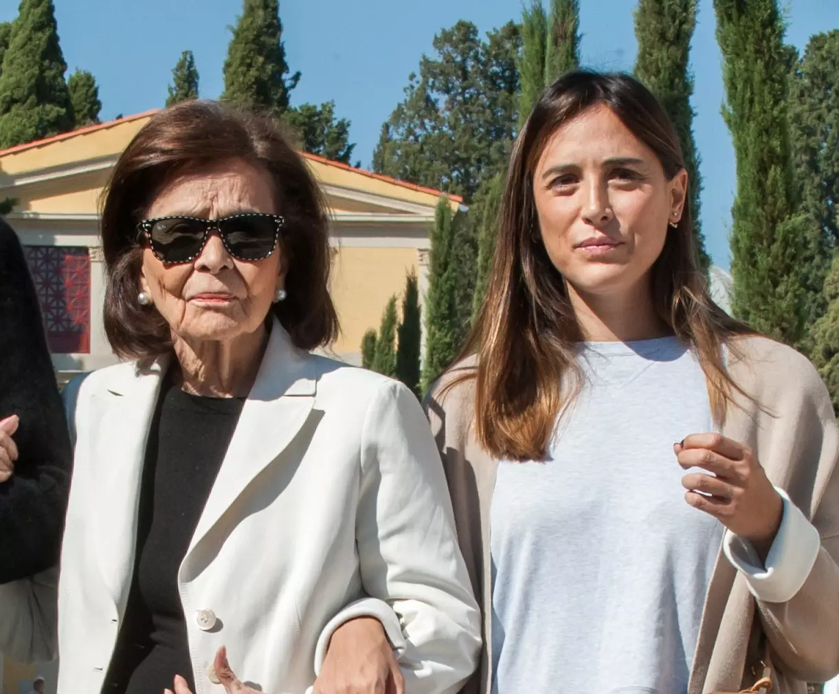 Beatriz Arrastia Isabel Preysler ۋە Tamara Falcó نىڭ ئانىسى.