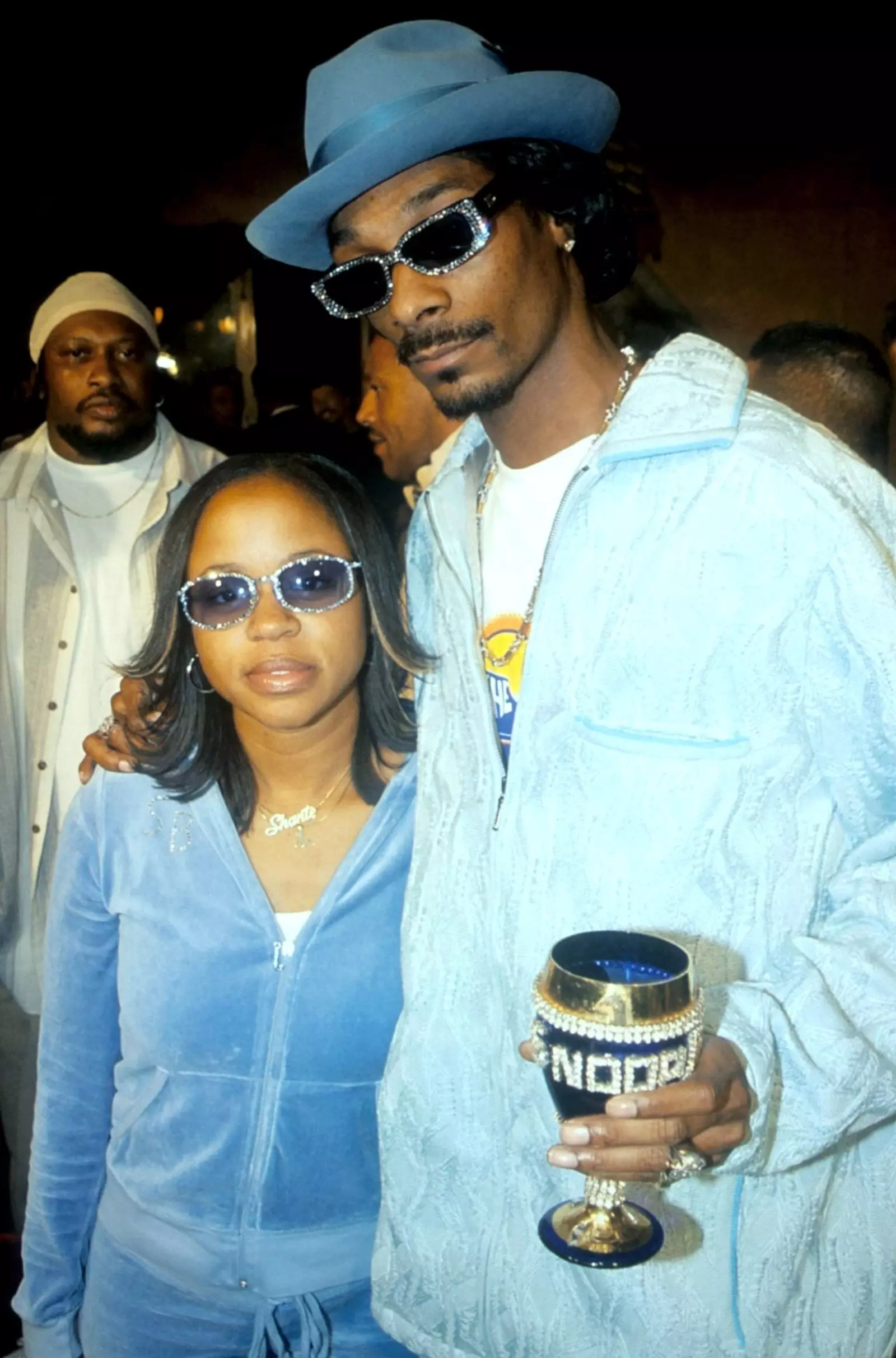 Ő Shante Broadus, Snoop Dogg felesége, a vállalkozás vezetője és három gyermeke anyja