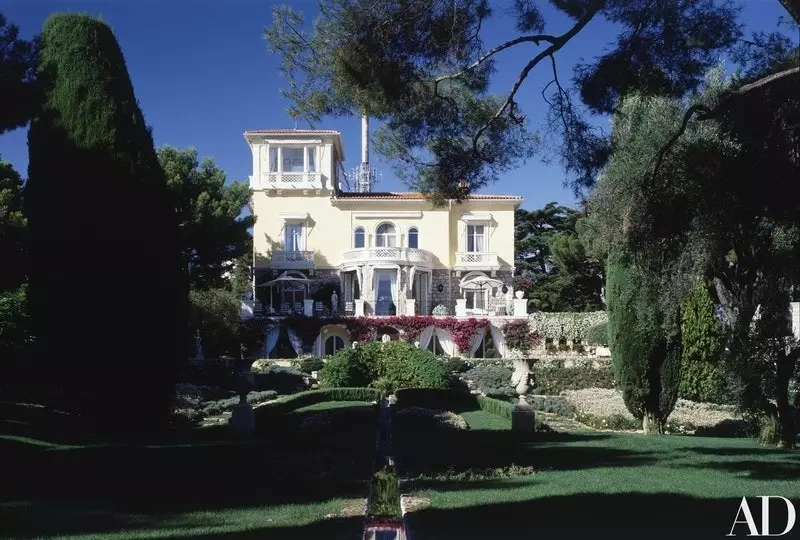 L'hôtel particulier d'Elton John à Nice. Photographies publiées dans le numéro de mai 2000 d'Architectural Digest.