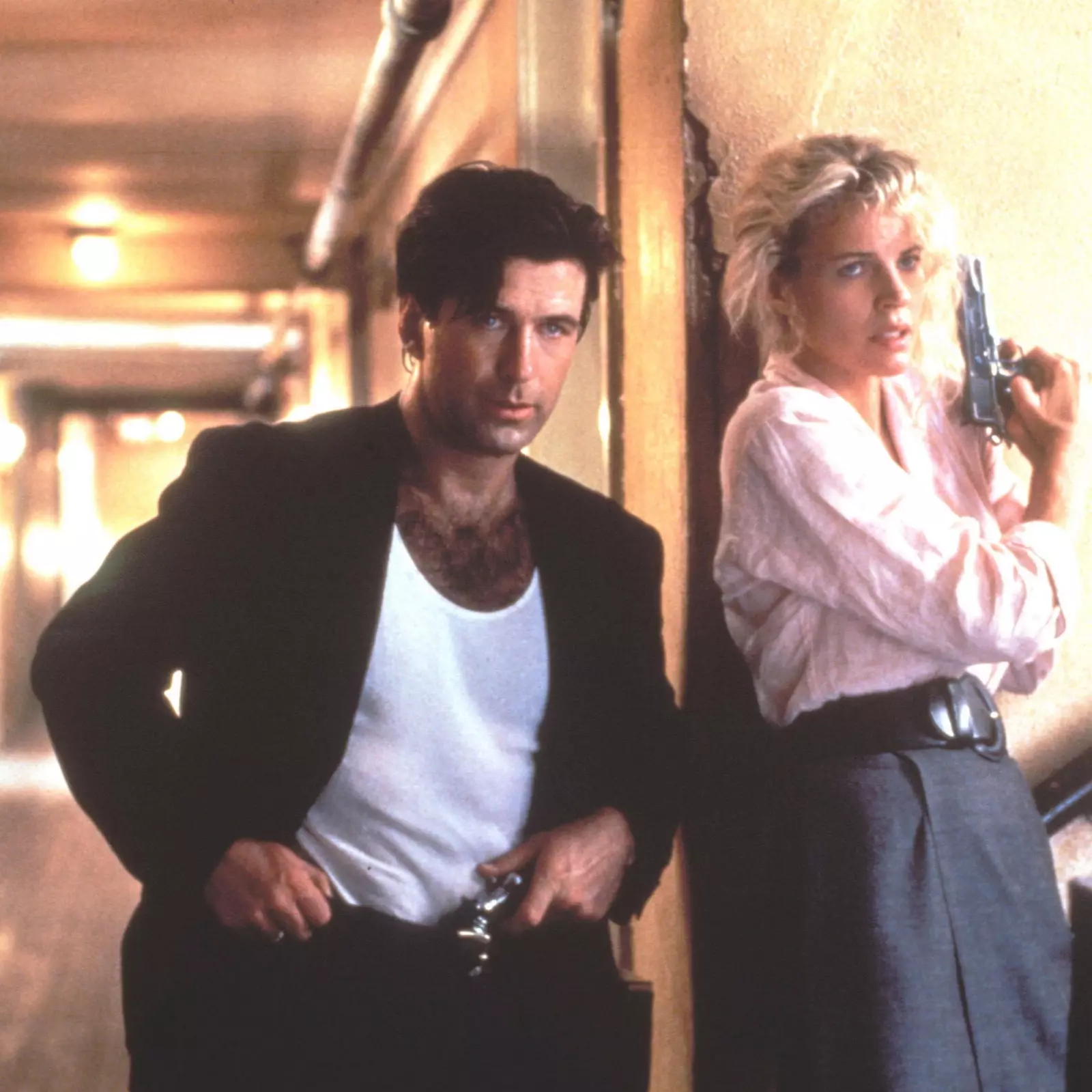 Alec Baldwin ma Kim Basinger i le toe faia o le Getaway.