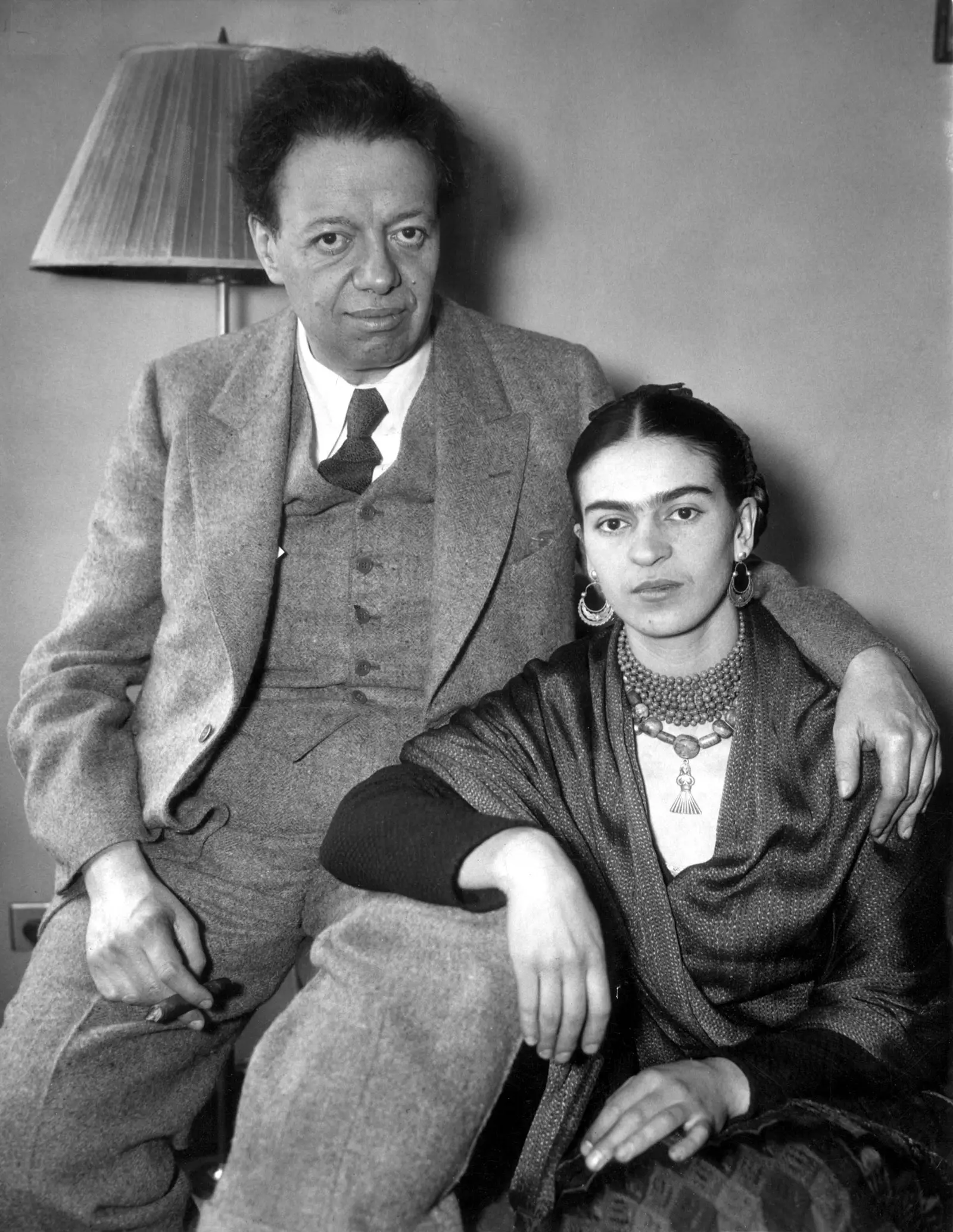 Diego Rivera iyo Frida Kahlo ee Hotel Plaza ee New York 1933kii.