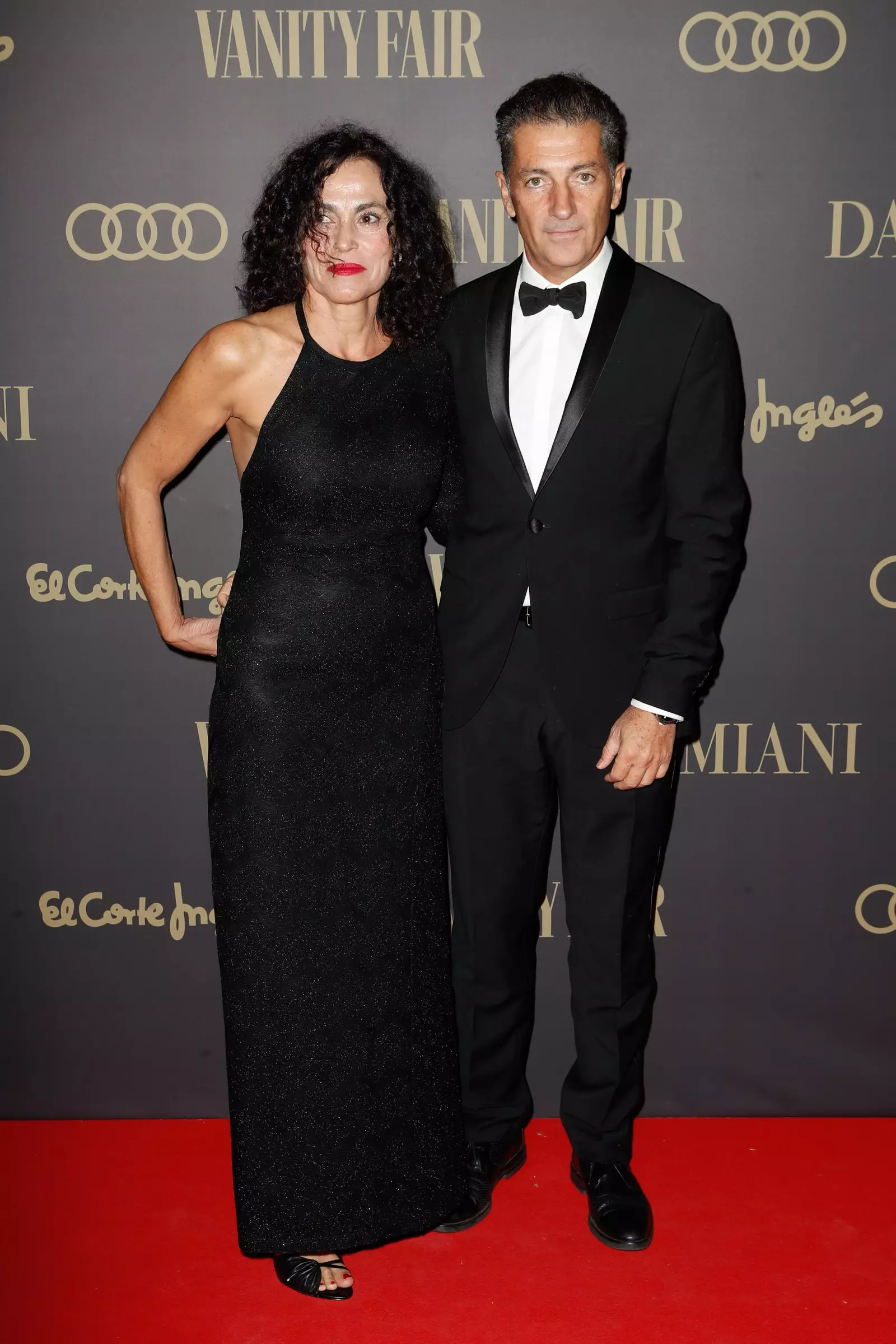 Javier Banderas i njegova supruga María Ángeles na crvenom tepihu dodjele nagrada Vanity Fair za osobu godine 2019.