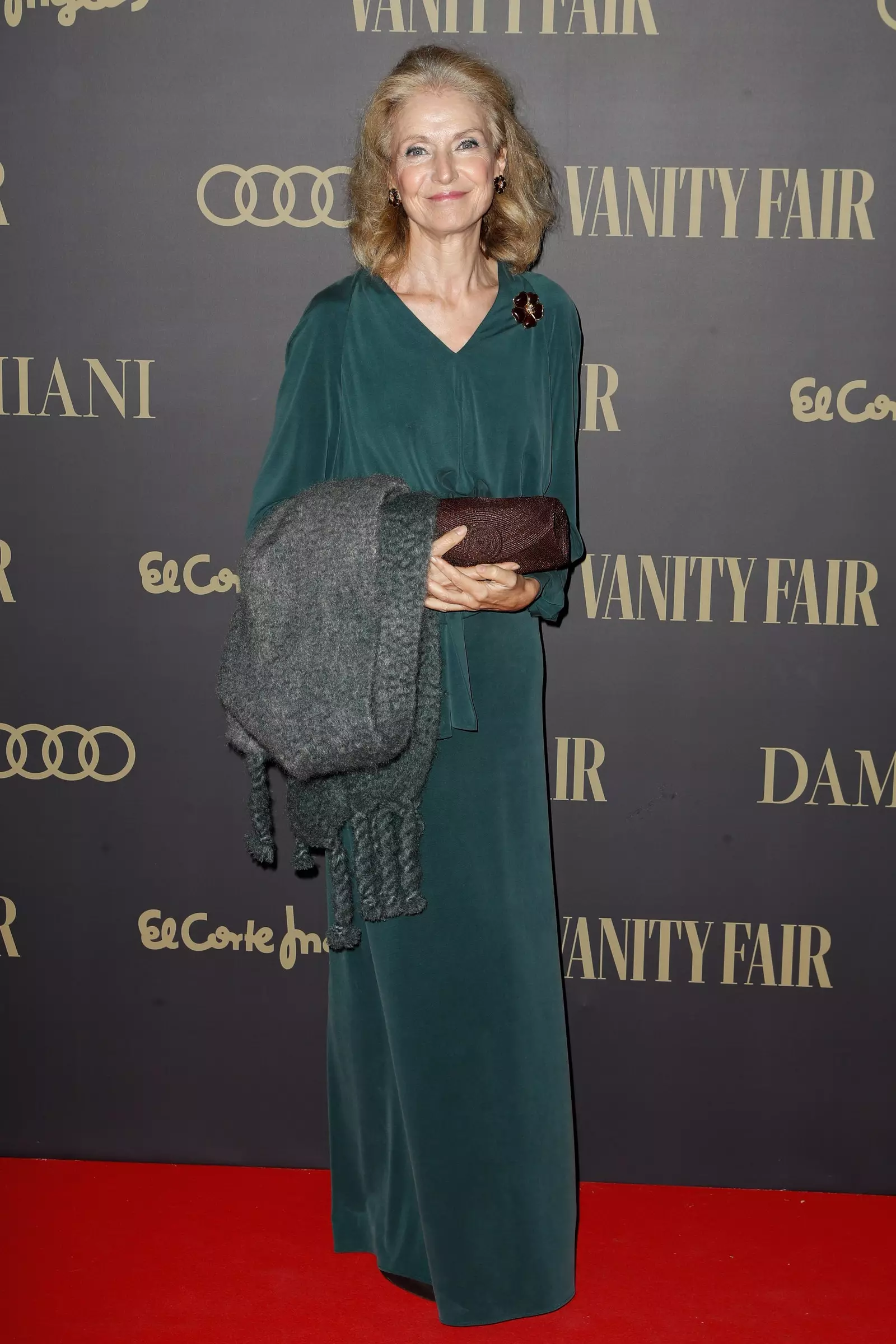 Pilar González de Gregorio pupuhu Christie's dina karpét beureum tina 2019 Vanity Fair Person of the Year Awards