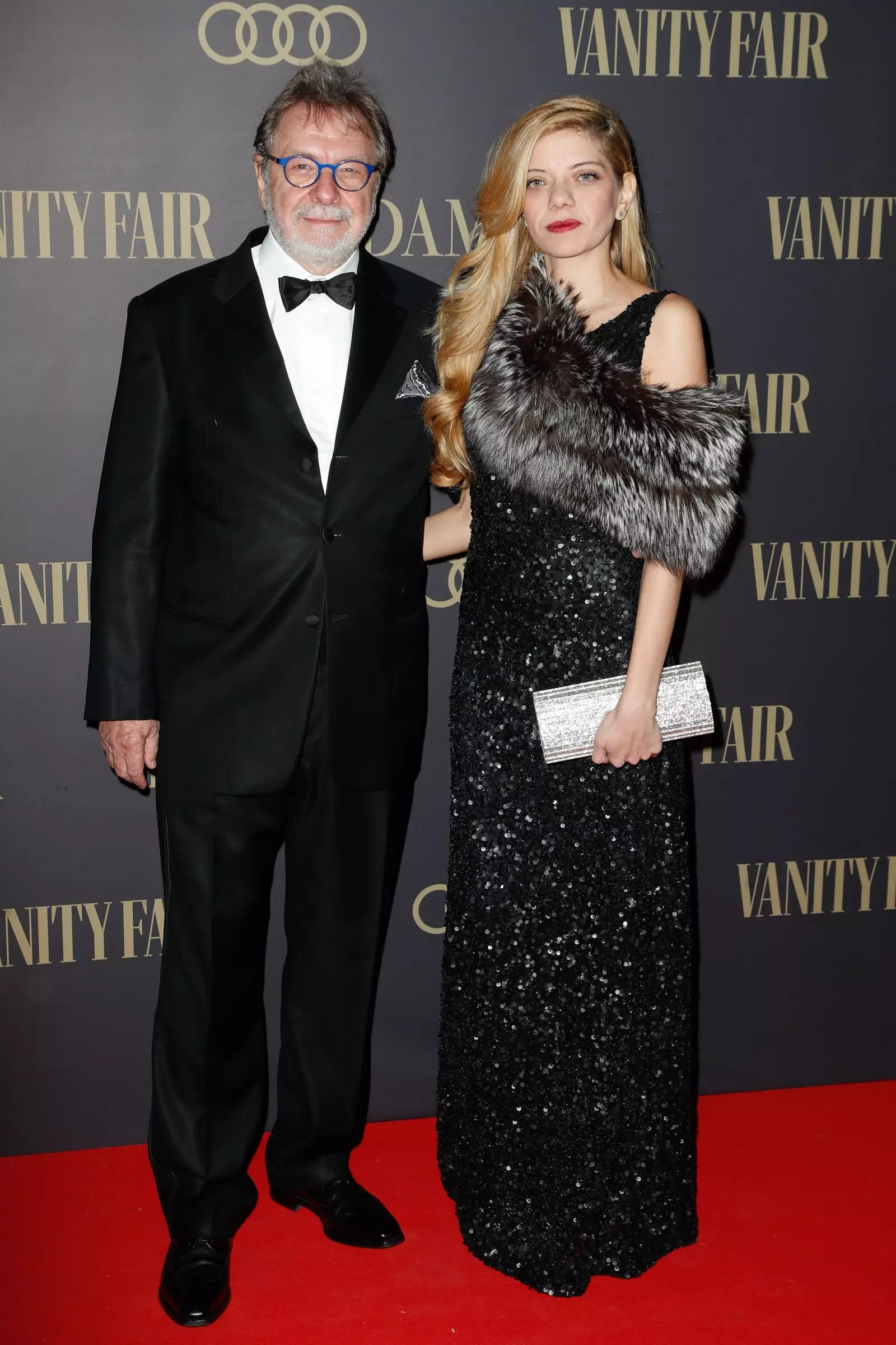 Juan Luis Cebrian dan istrinya Mihaela Mihalcia di pintu masuk Vanity Fair Person of the Year Awards 2019