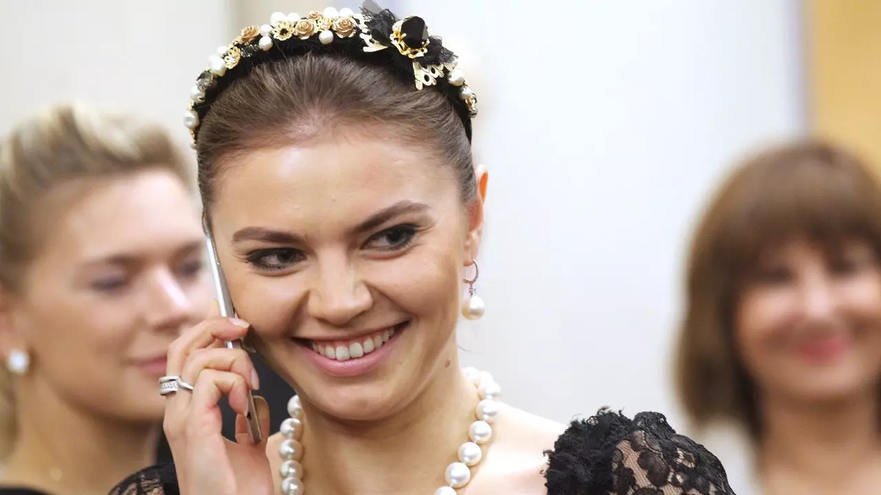 Sanctioning Alina Kabaeva, Putin's 'friend': the 'red button' that the United States does not dare to press