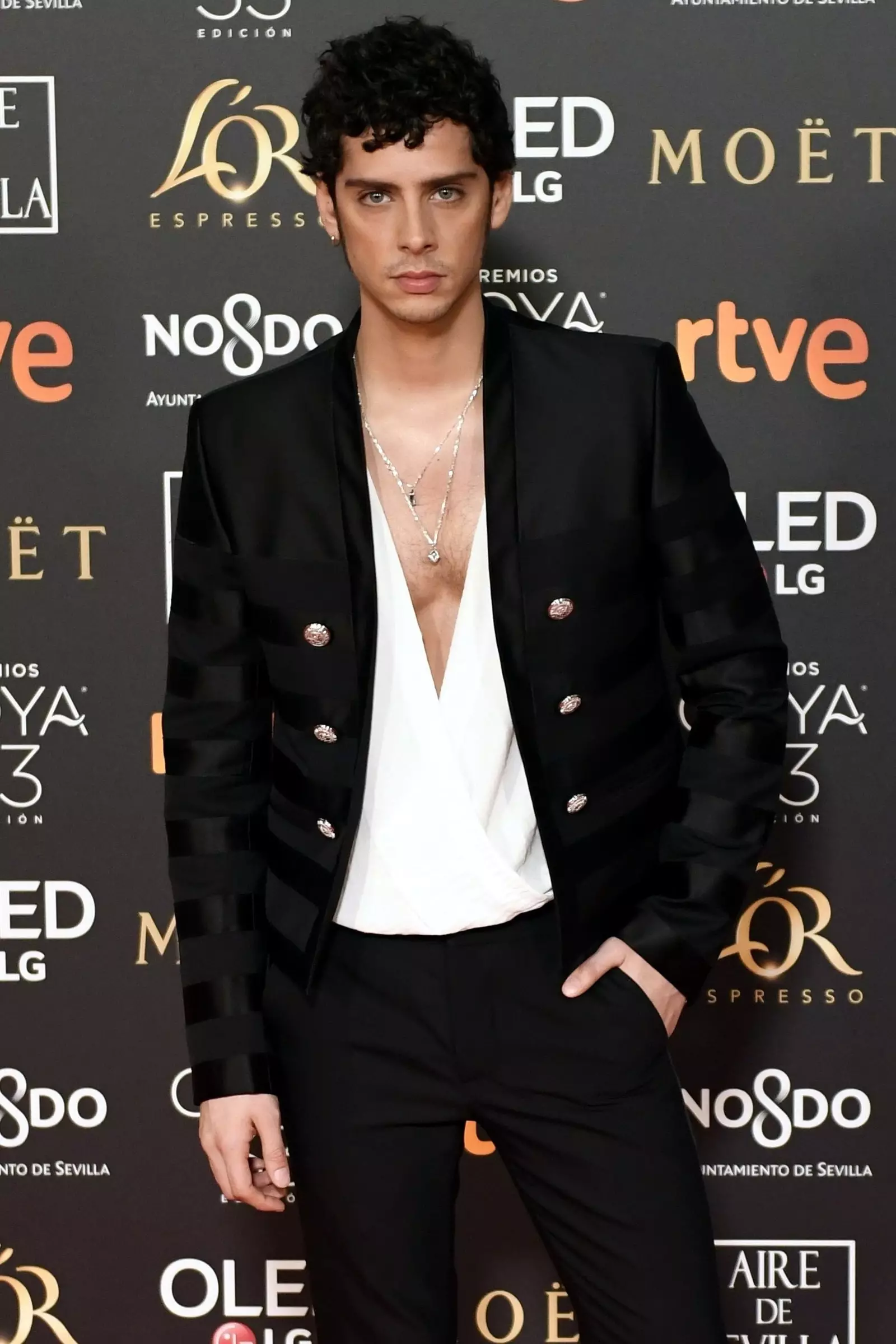 Eduardo Casanova na Goya Awards 2019.