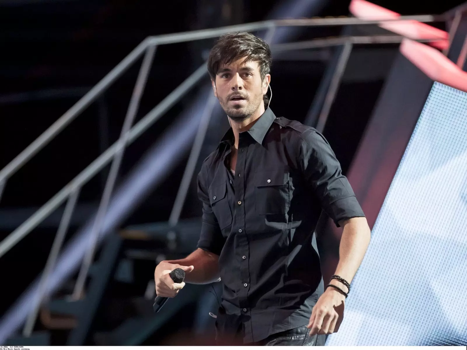Enrique Iglesias mahaifin girman kai yana alfahari da jariri akan Instagram