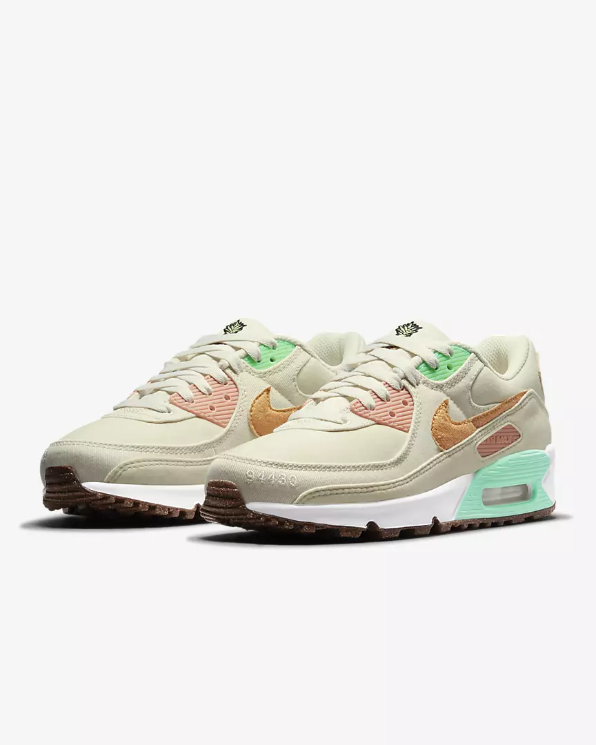 I-Nike Air Max 90 LX