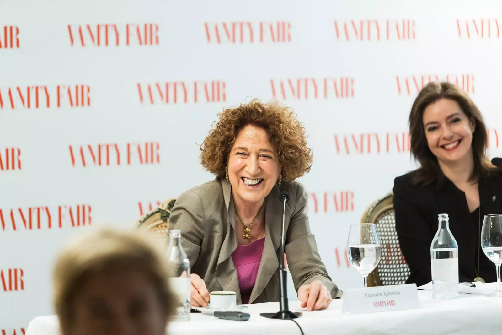 Carmen Iglesias et Lourdes Garzón lors d'un moment de la rencontre.