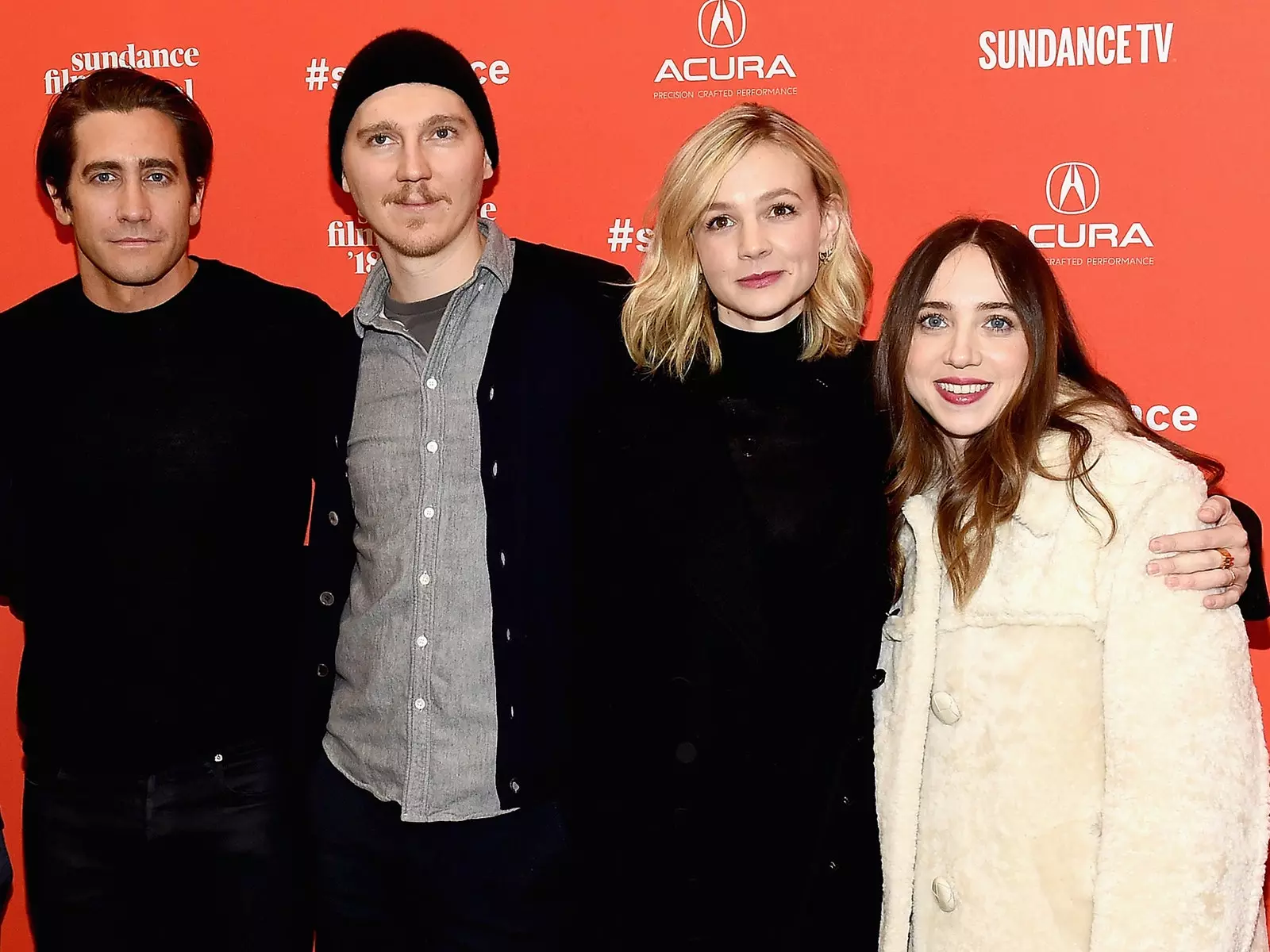 Jake Gyllenhaal Paul Dano Carey Mulligan lan Zoe Kazan nampilake ing Sundance 'Wildfire'.