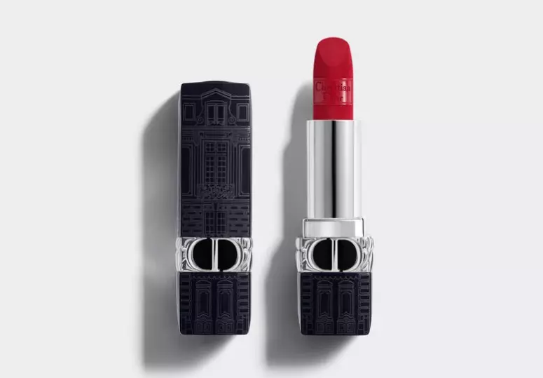 Rouge Dior. Limitadong edisyon na The Atelier of Dreams. Presyo ng 45 euro.