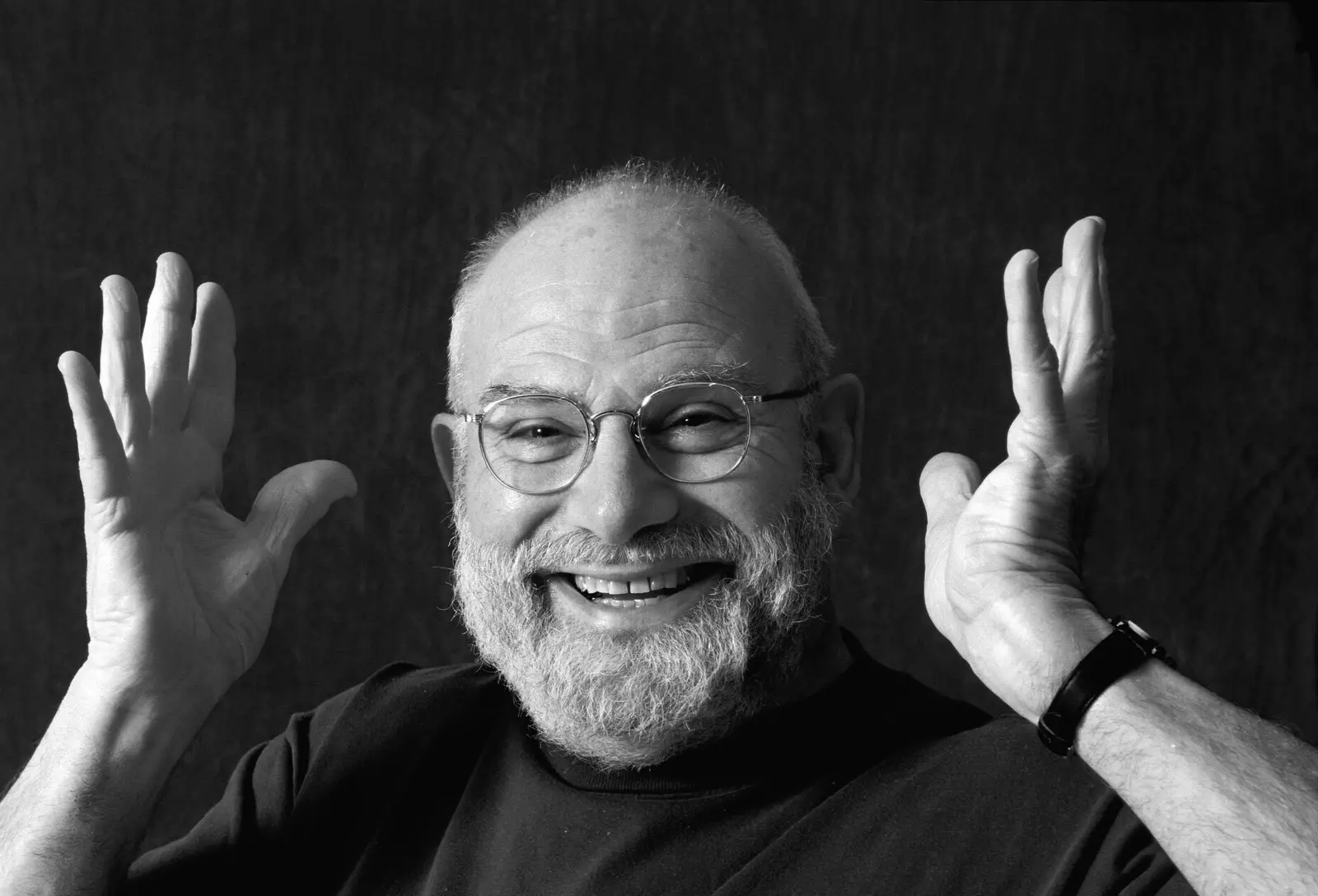 Designer Oliver Sacks photographed in Italy in 2002.