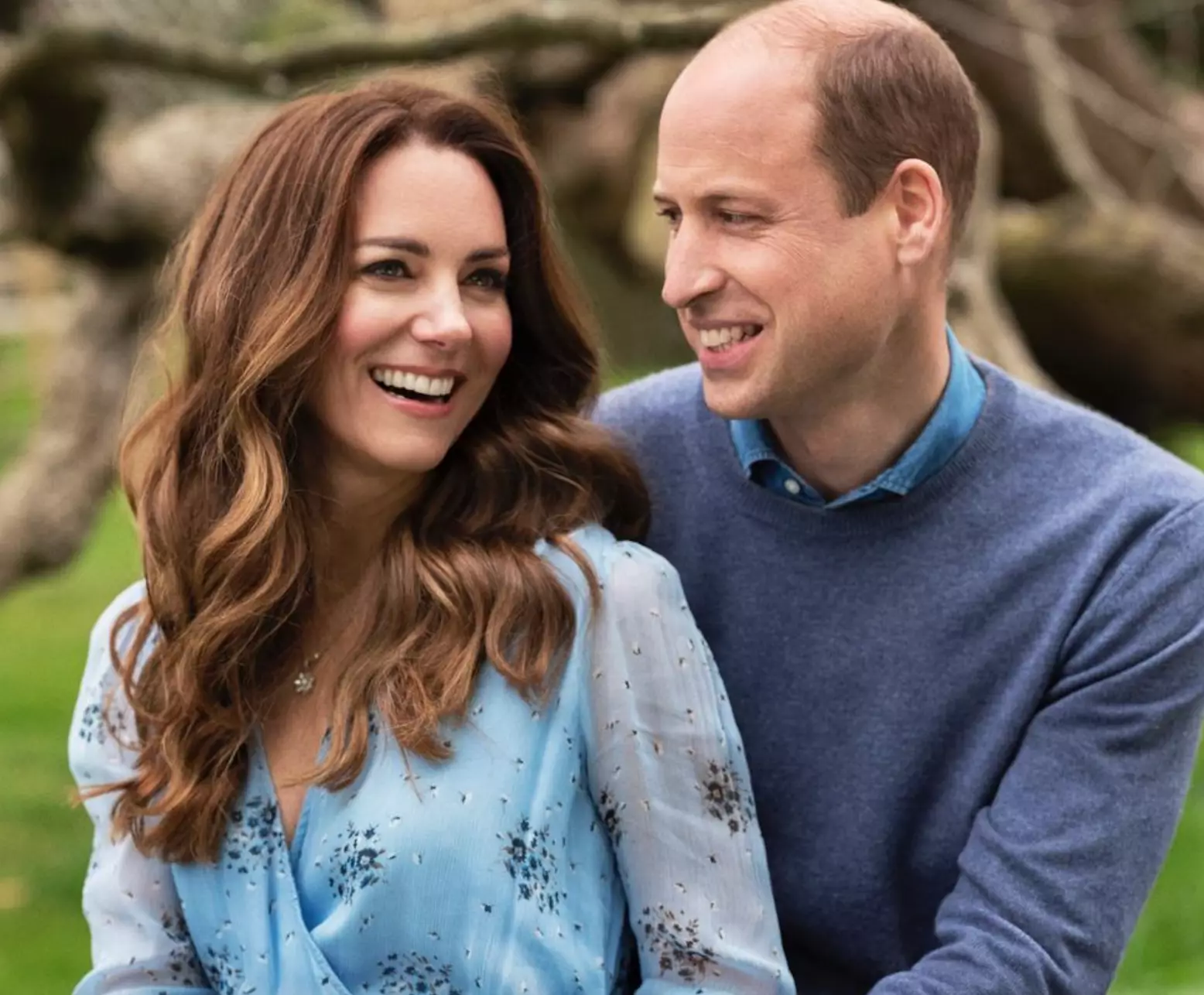Kate Middleton ve Prens William, 10. evlilik yıldönümleri fotoğraf çekimlerinde.