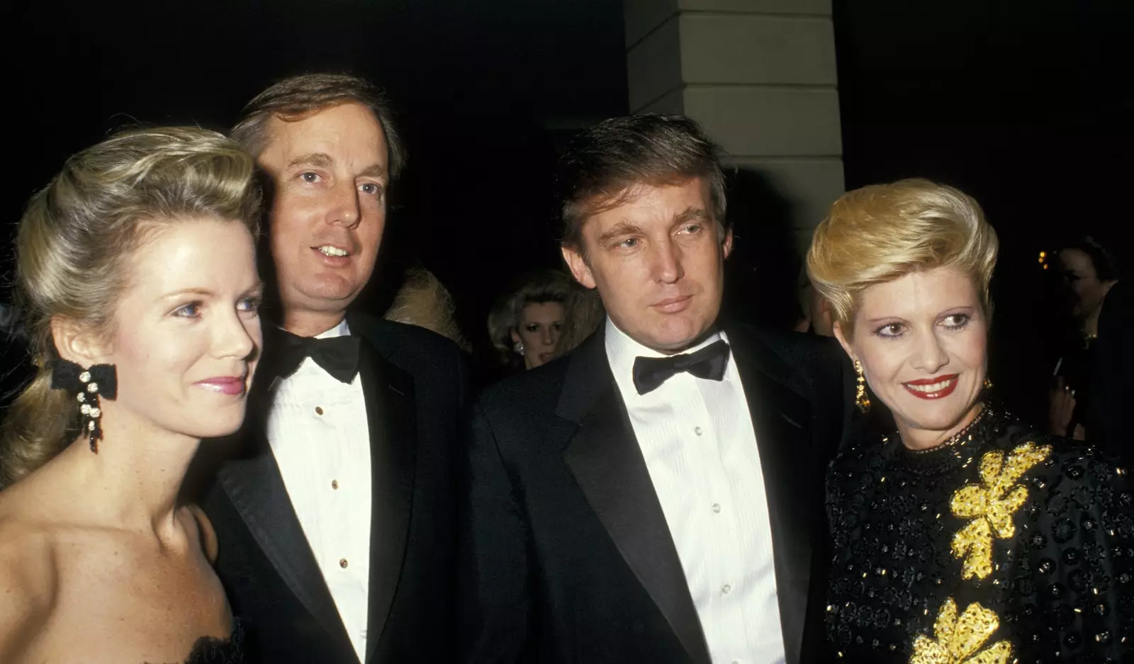 S lijeva na desno Blejn i Robert Tramp Donald Tramp i Ivana 1987.