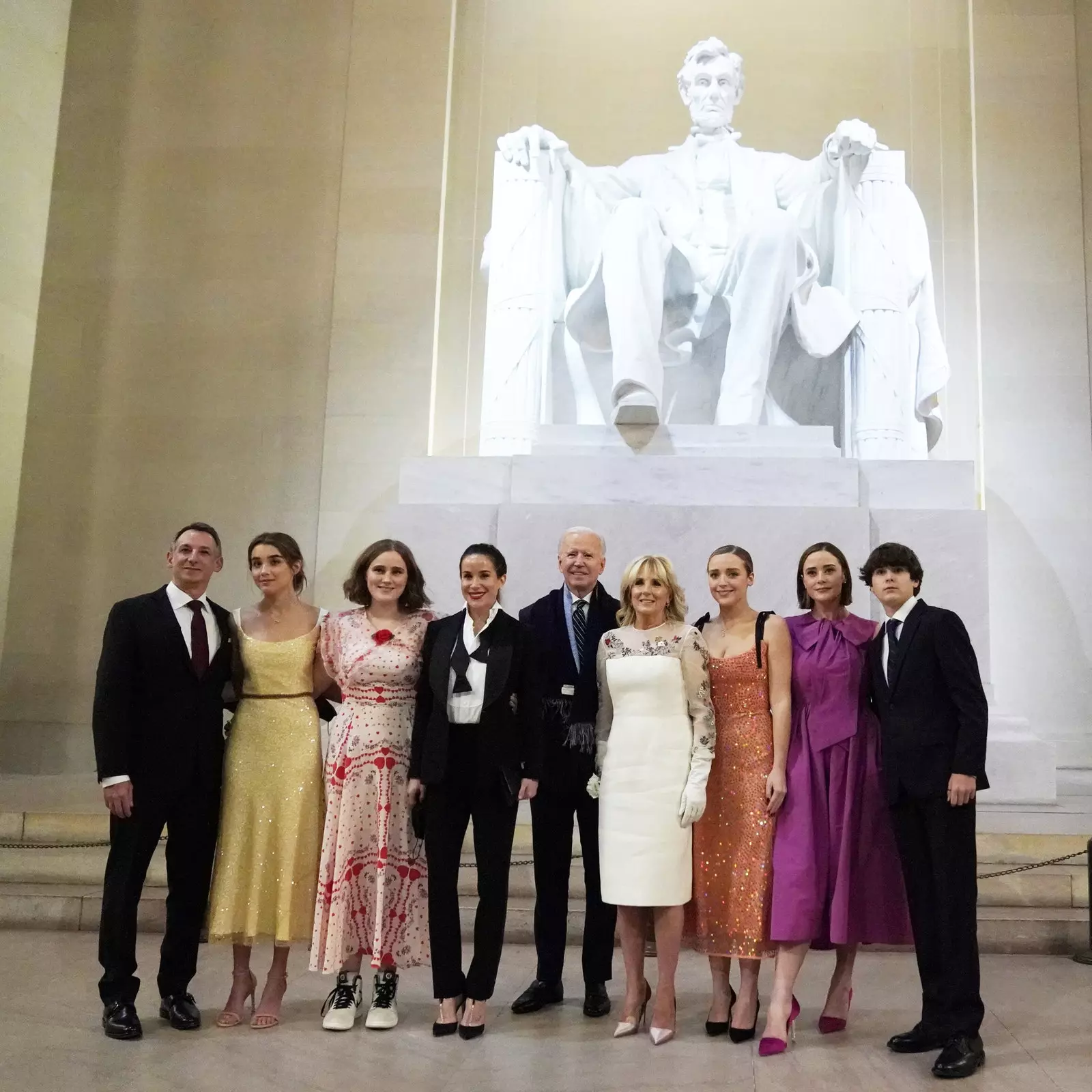 Joe et Jill Biden avec leur famille Natalie Maisy Ashley Finnegan Naomi et Robert Biden.