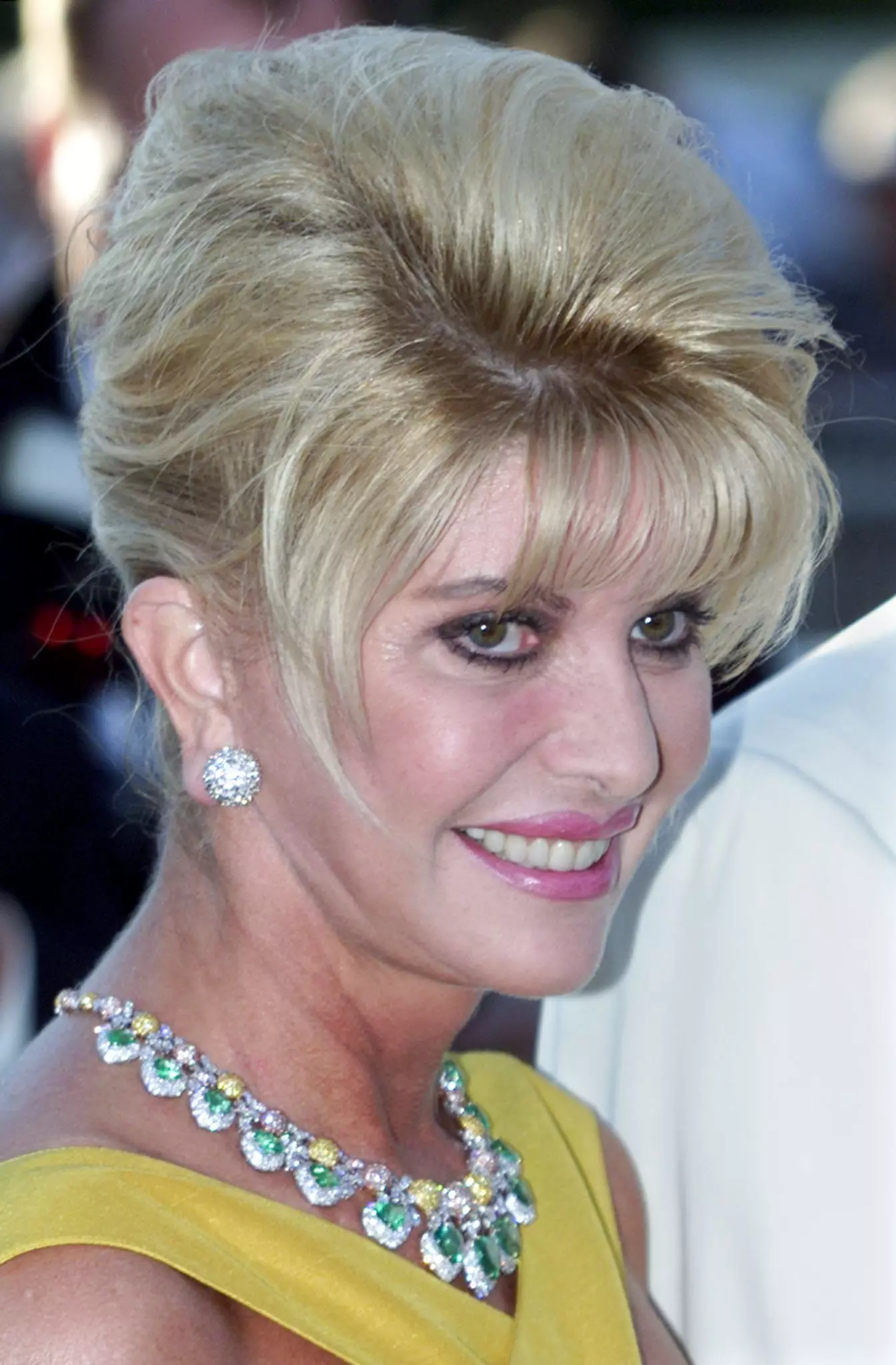 Ivana Trump fotograferet under festivalen i Cannes i år 2000.