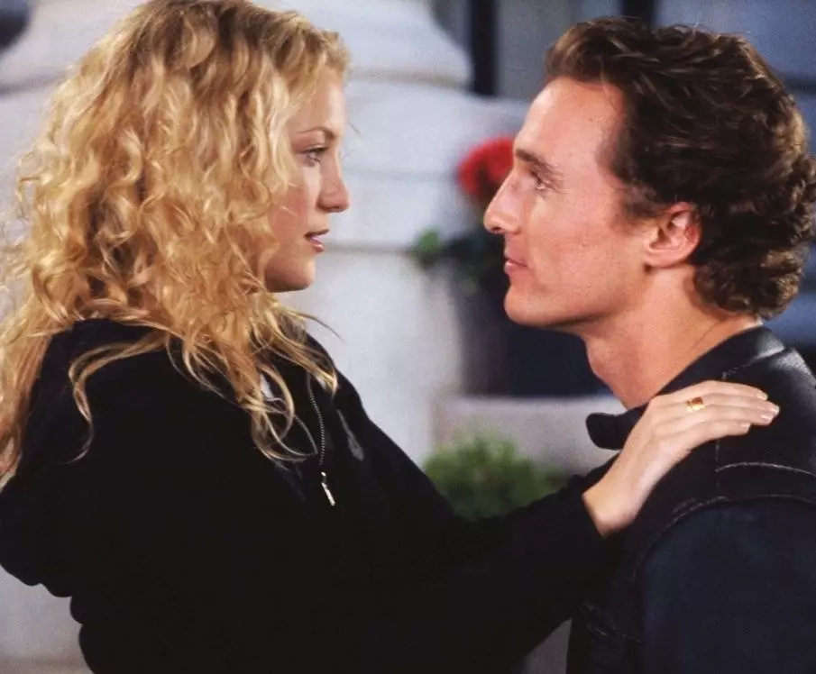 Kate Hudson e Matthew McConaughey na película orixinal.