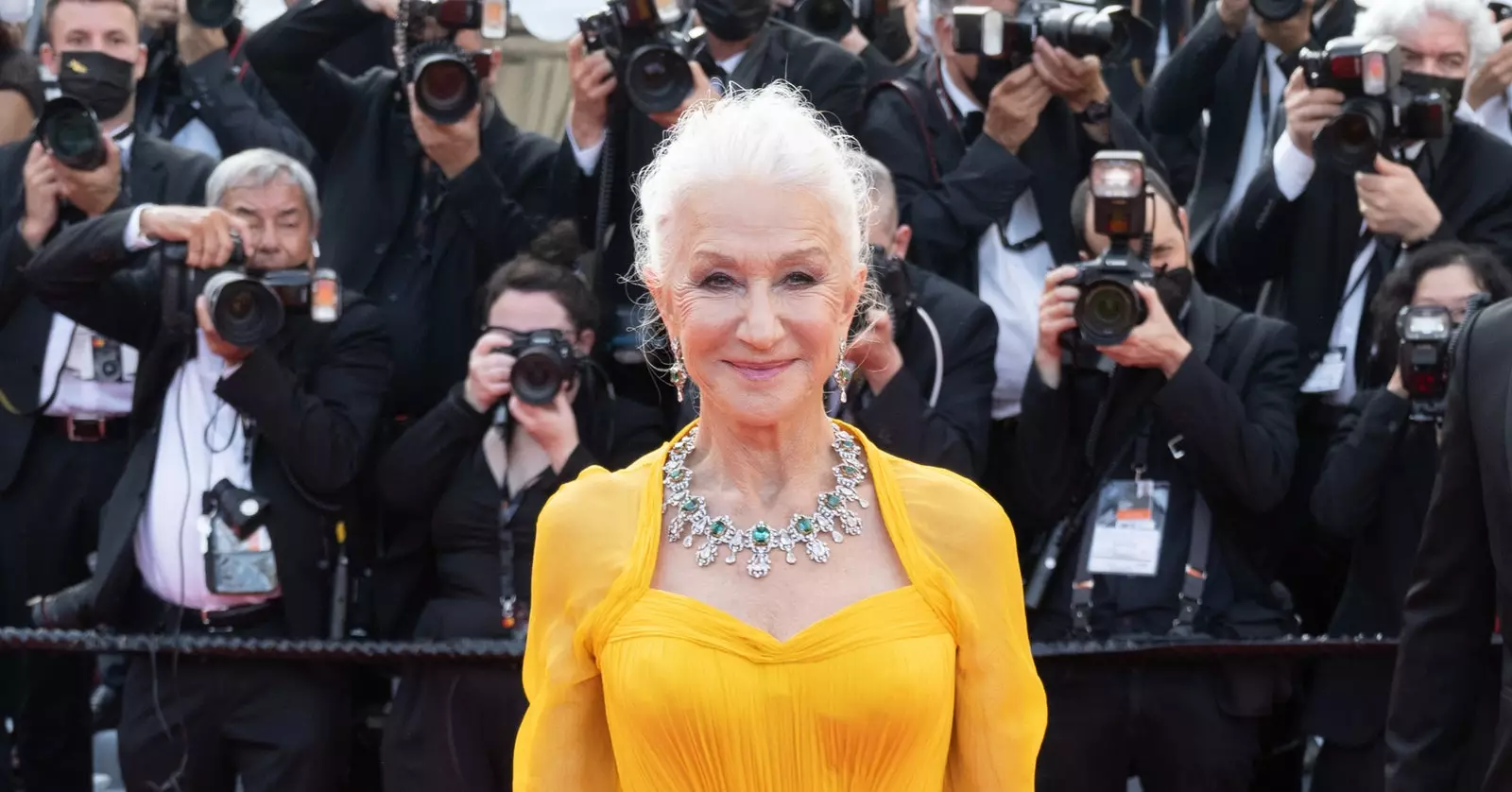 Helen Mirren në Kanë 2021.