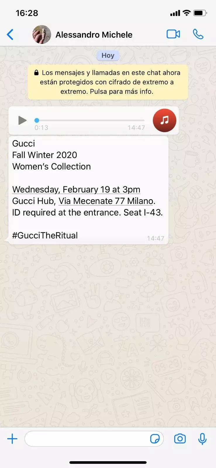Whatsapp을 통한 Alessandro Michele의 Gucci 패션쇼를 위한 맞춤형 초대장