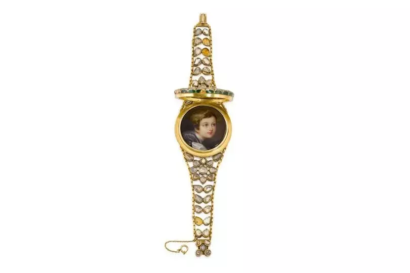 Grofica Patricia Knatchbull, hči lorda Mountbattena in njena očarljiva zbirka nakita in umetnosti