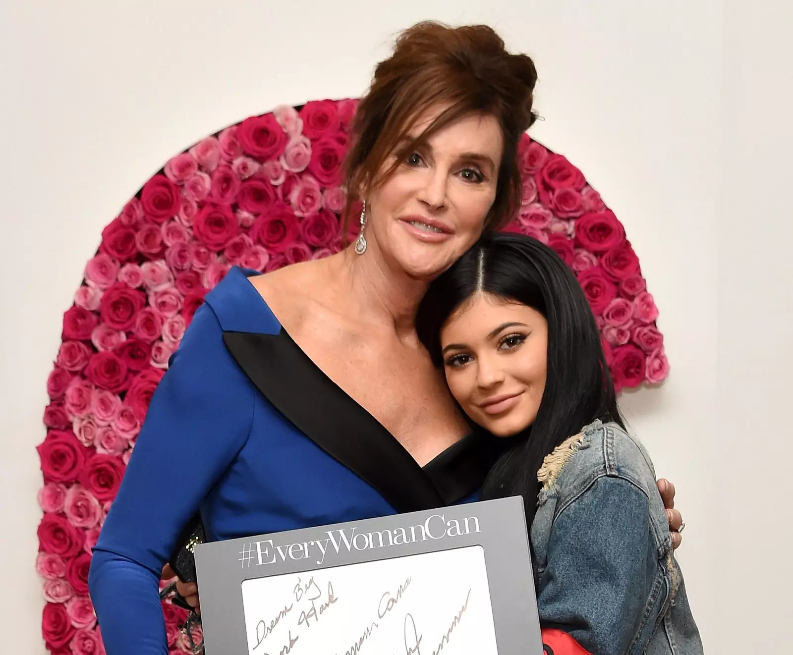 Caitlyn i Kylie Jenner.