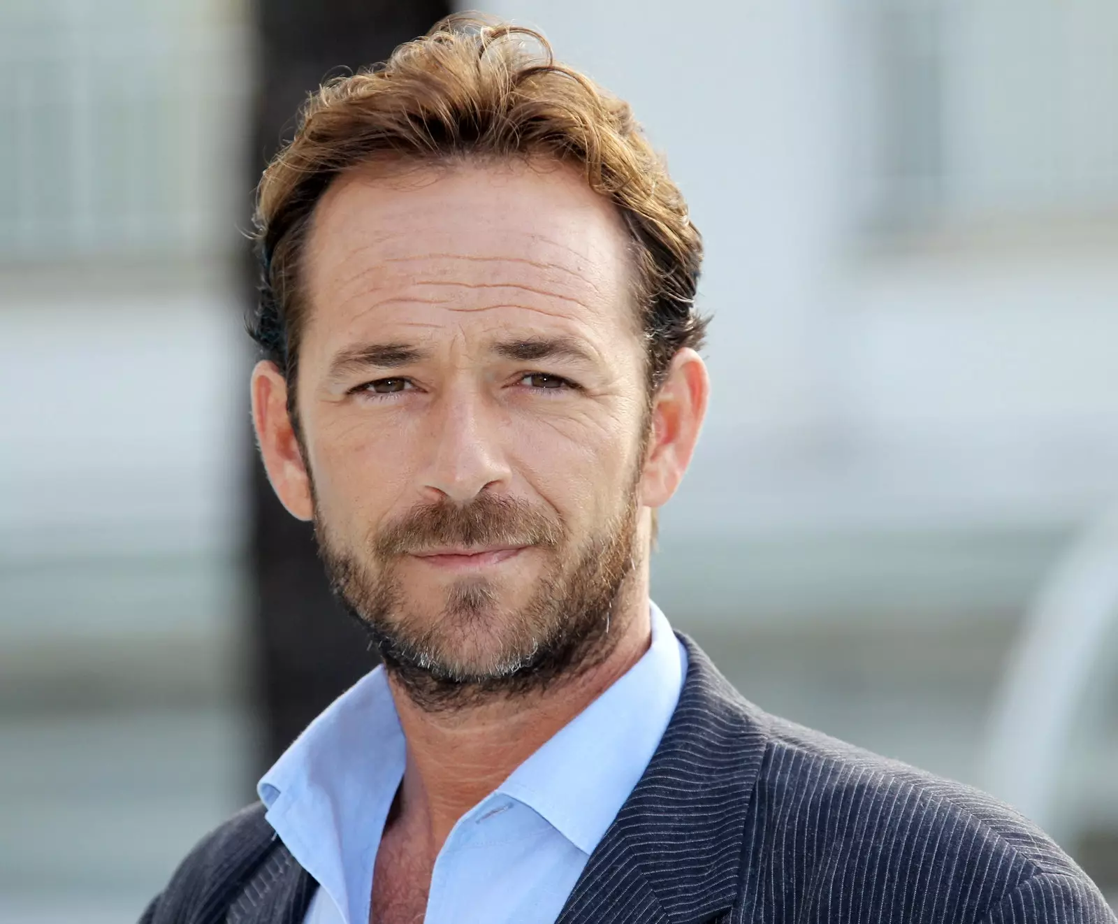 L-istorja ta’ qalb li fiha Luke Perry kien l-eroj b’bużżieqa waħda